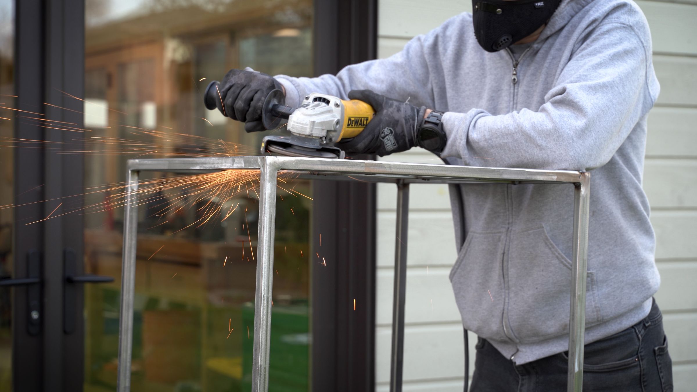 Fake Live Edge Table : 19 Steps (with Pictures) - Instructables