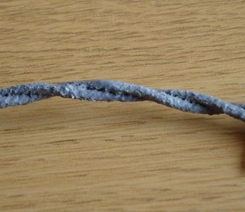 How to Make Cheap Fake Barb Wire : 3 Steps (with Pictures) - Instructables
