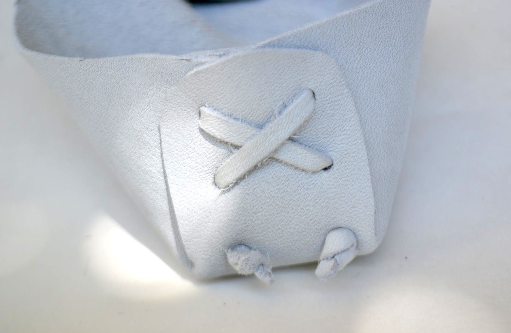 DIY MOCCASIN : 10 Steps (with Pictures) - Instructables