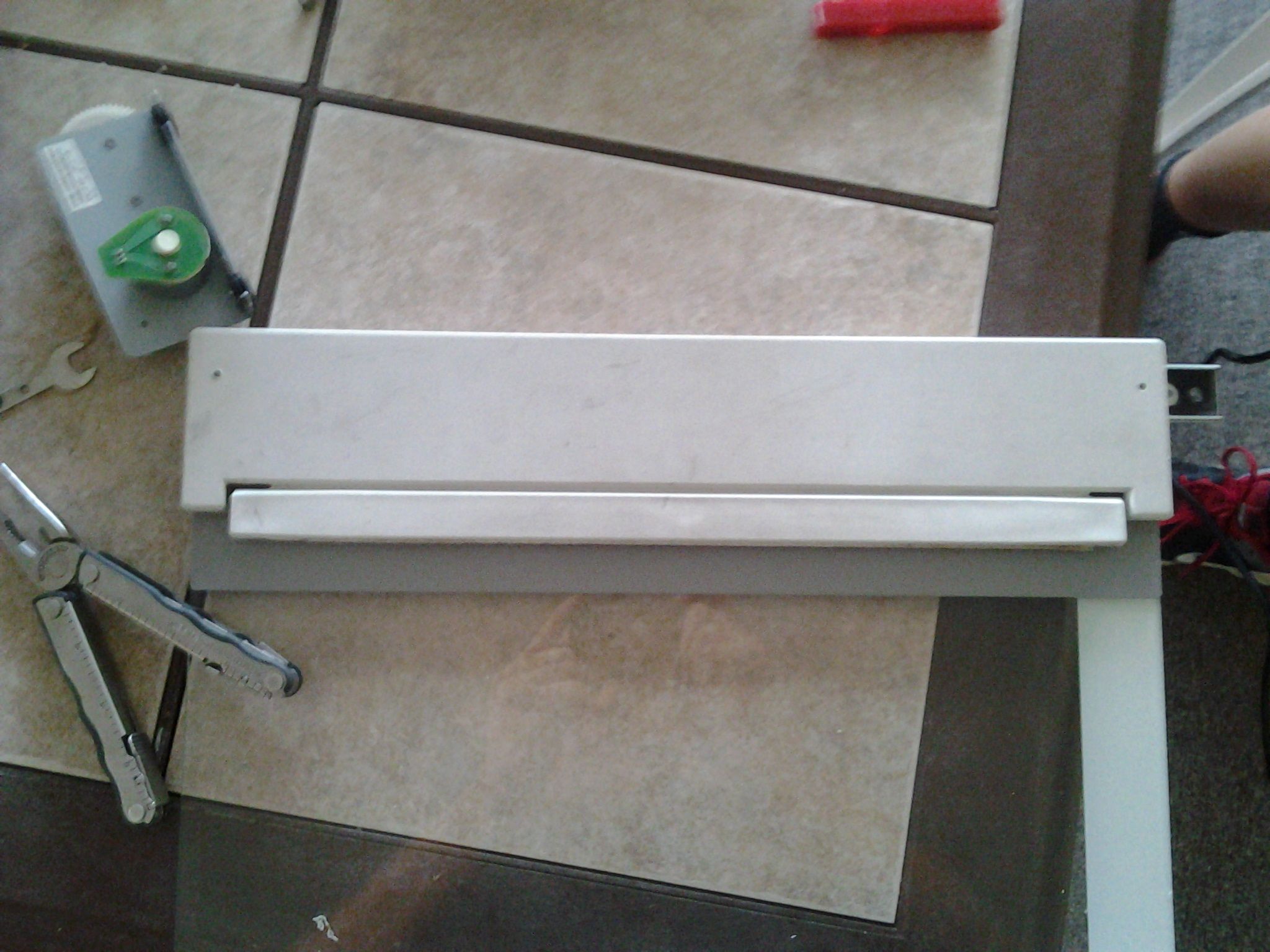 LED Backlit Glass Whiteboard : 4 Steps - Instructables