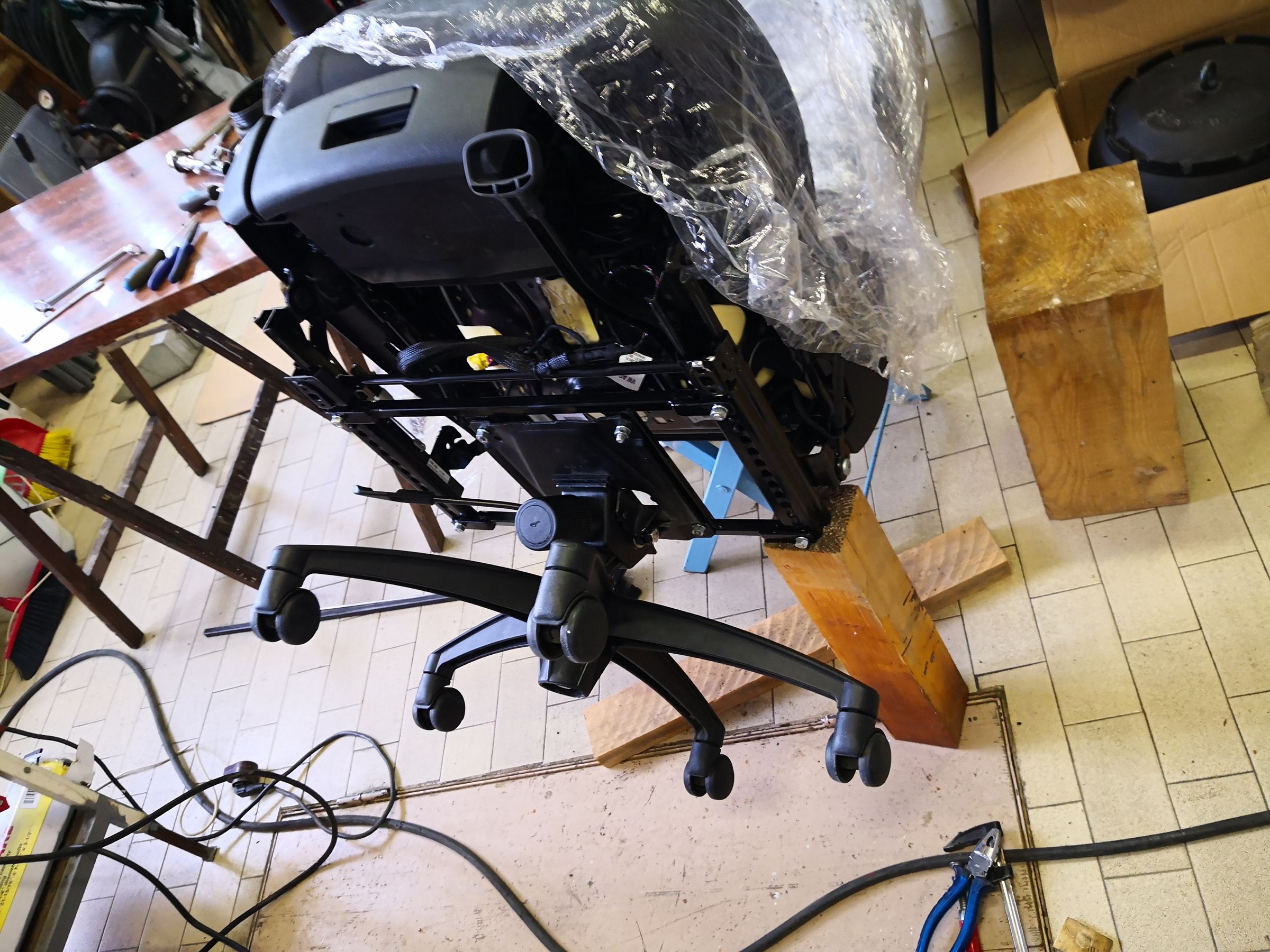 Convert a Car Seat Into the Coolest Office Chair Ever : 10 Steps (with ...