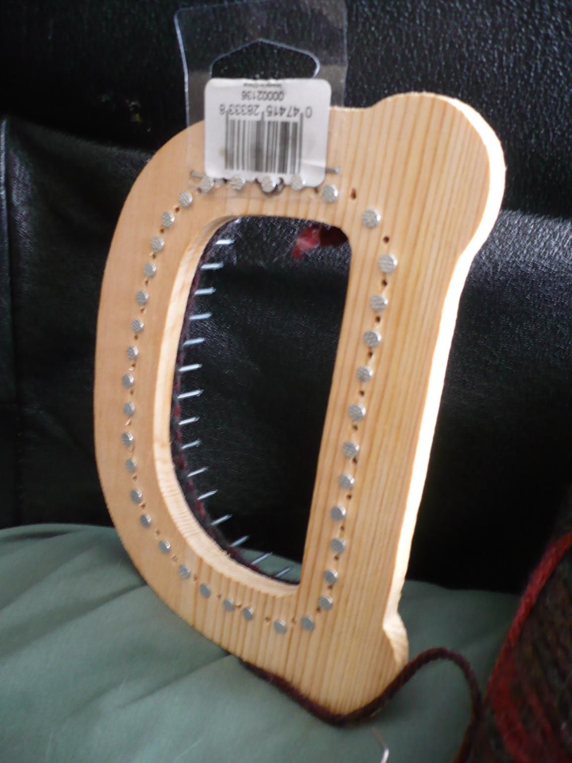 Hand Make Sock Knitting Loom : 8 Steps (with Pictures) - Instructables