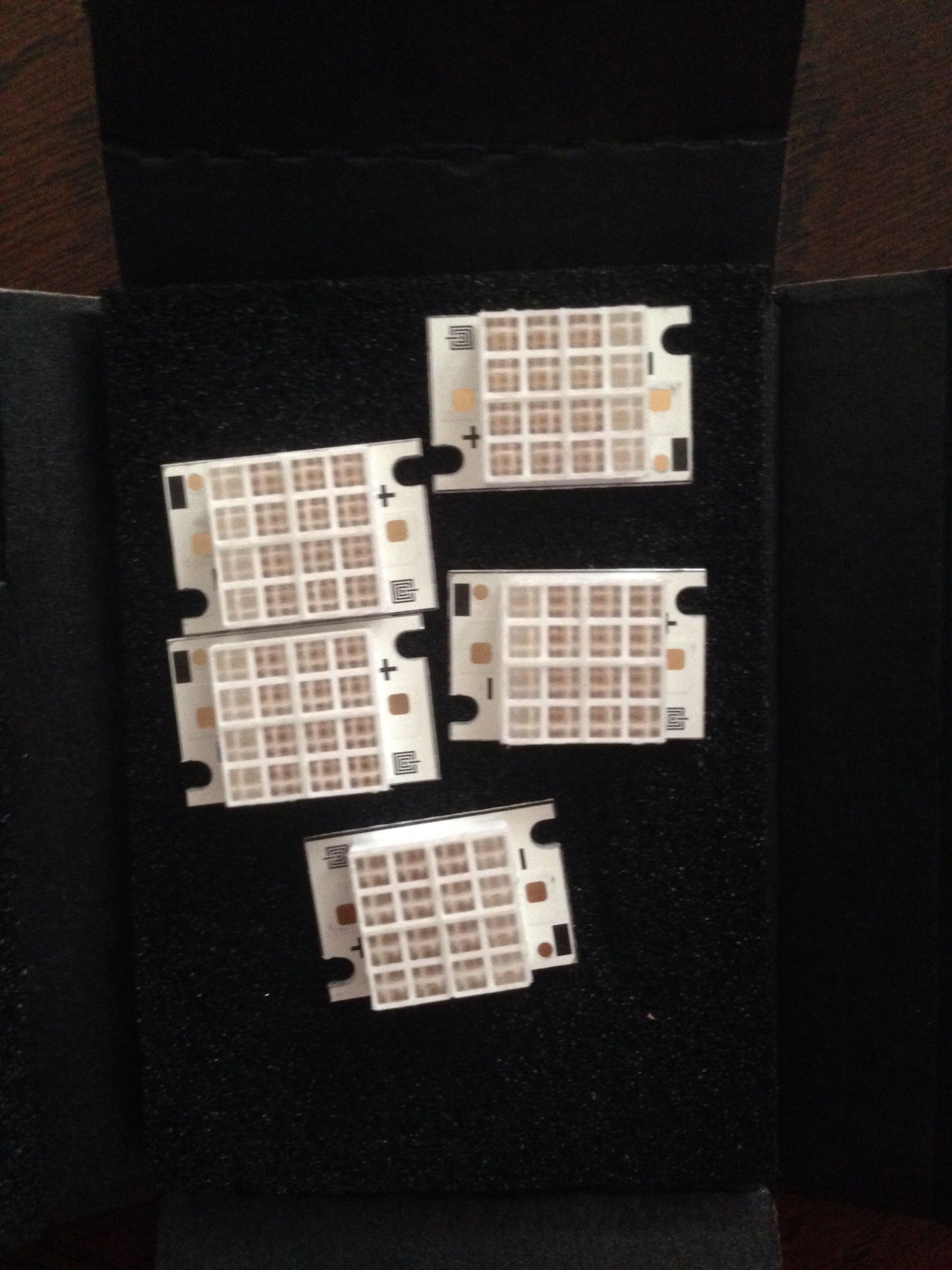 LED Grow Light Using Illumitex Surexi F1 LEDs : 5 Steps (with Pictures ...