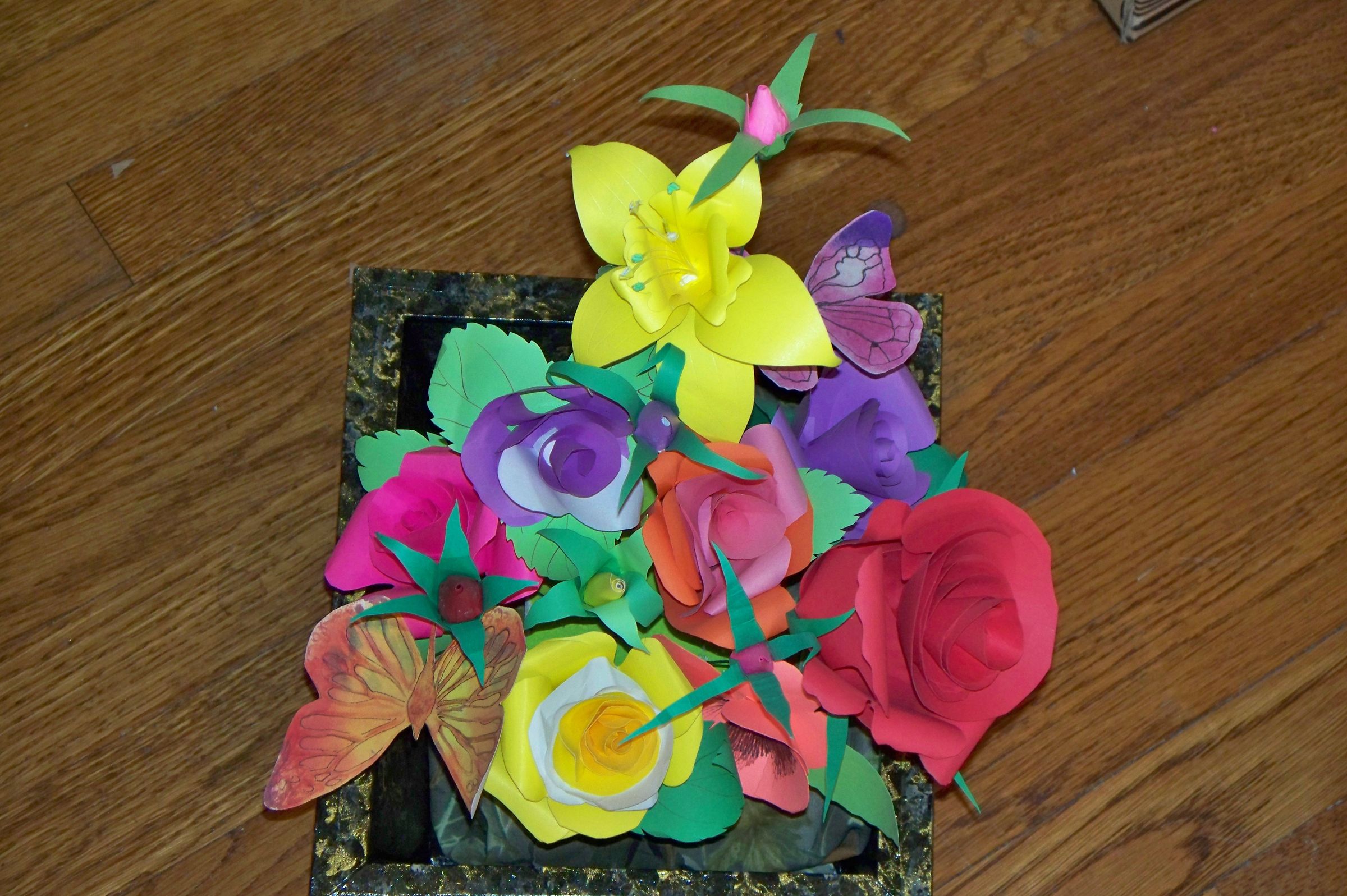 How to Make Paper Roses : 9 Steps (with Pictures) - Instructables