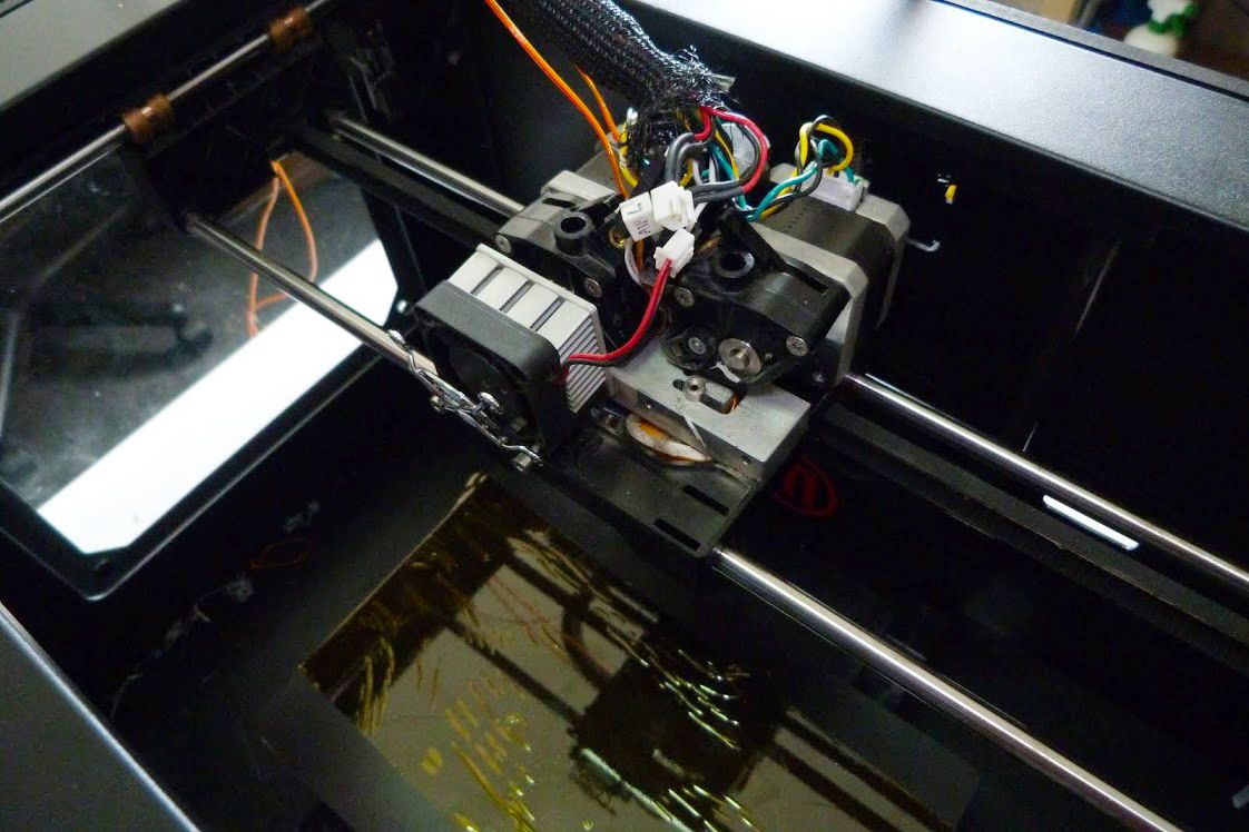 MM2X Makerbot Replicator 2X Alternative Extruder Installation : 13 ...