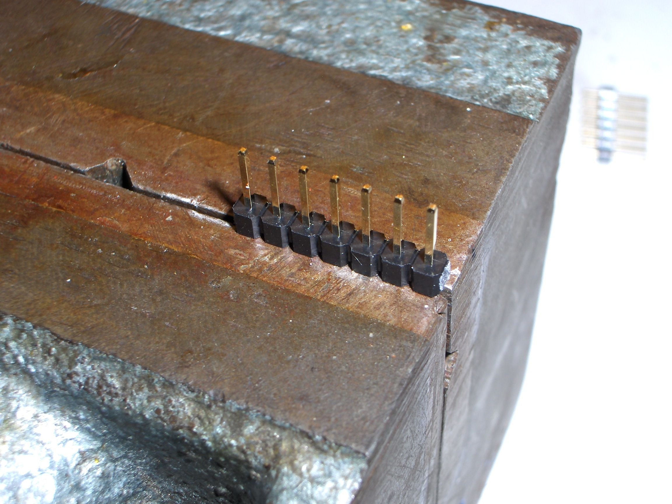 Cheap DIY SD Card Breadboard Socket : 8 Steps - Instructables