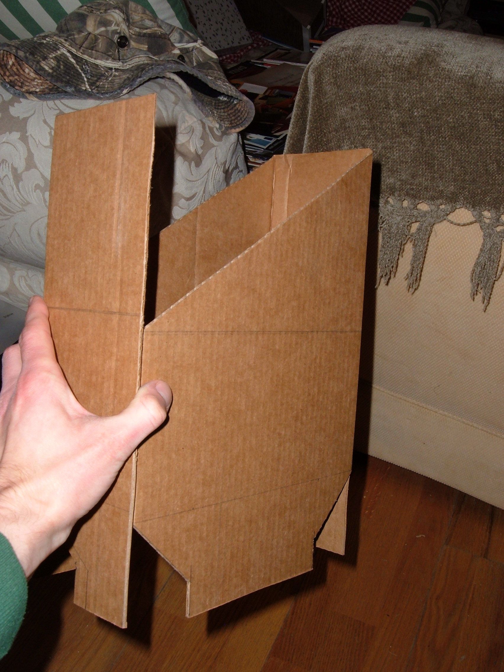 Homemade Cardboard Magazine Box : 8 Steps - Instructables
