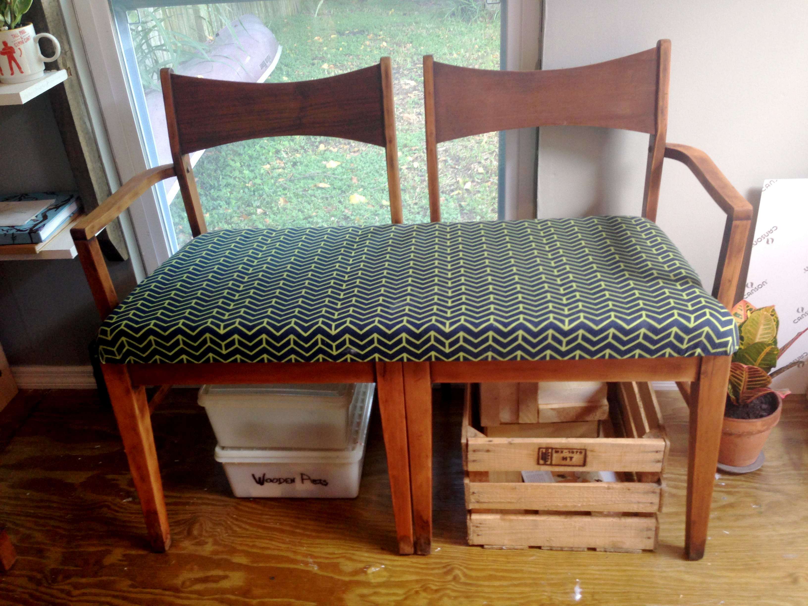 Make a Settee Bench From Two Chairs : 6 Steps (with Pictures ...