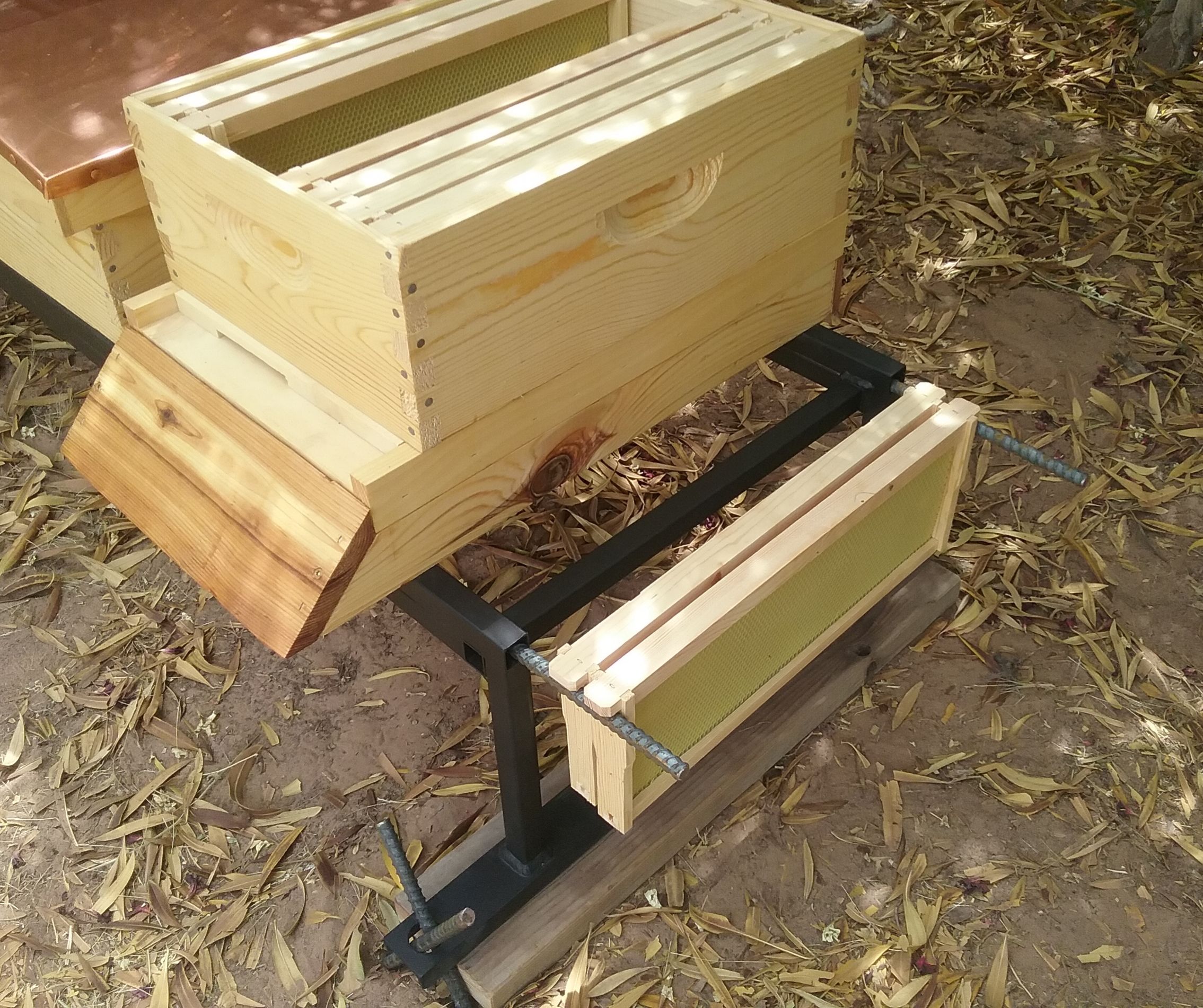 Triple Welded Beehive Stand : 3 Steps (with Pictures) - Instructables