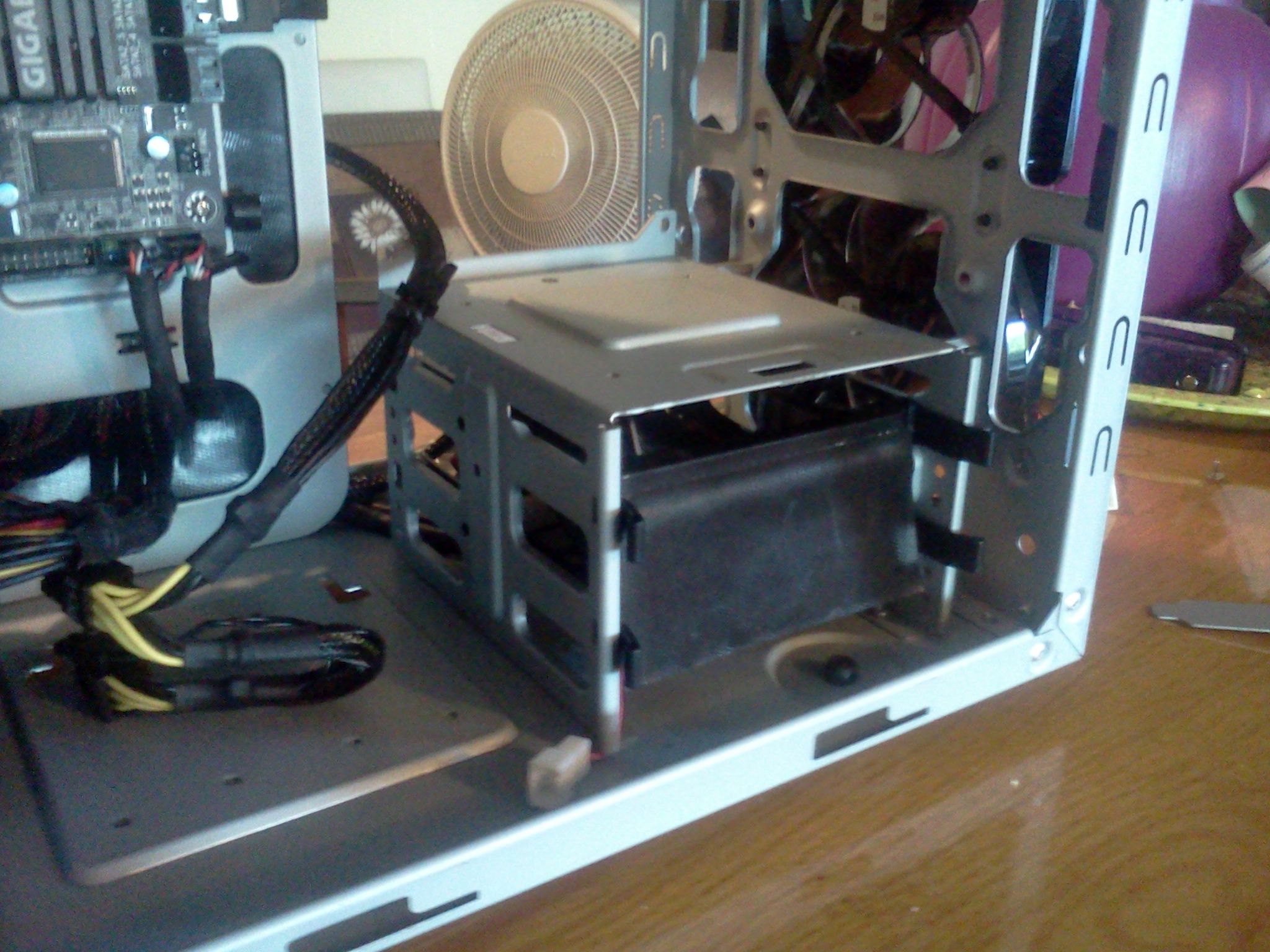 Guide to Computer Cable Management : 11 Steps (with Pictures ...