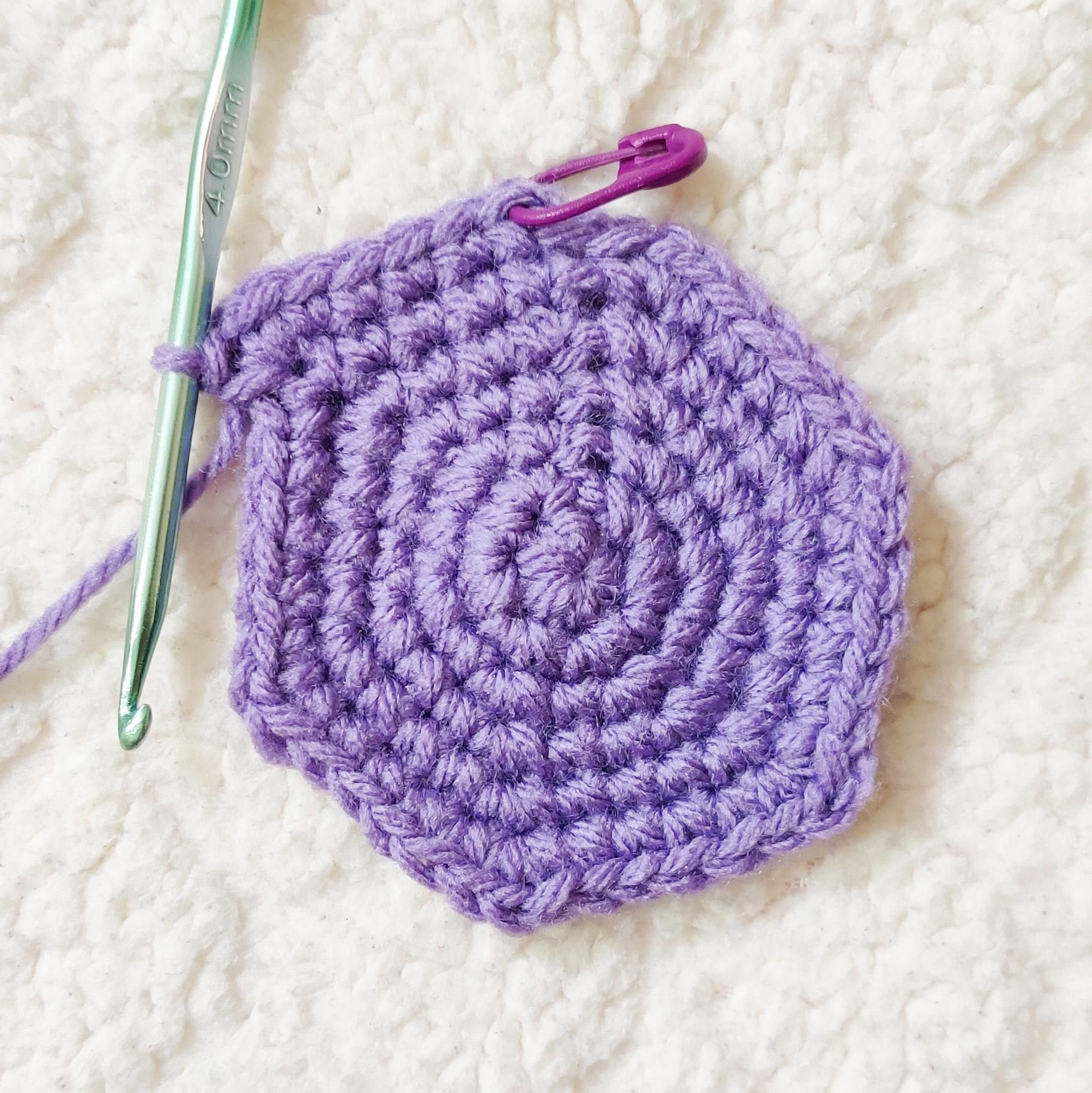 Single Crochet Solid Hexagon : 9 Steps (with Pictures) - Instructables