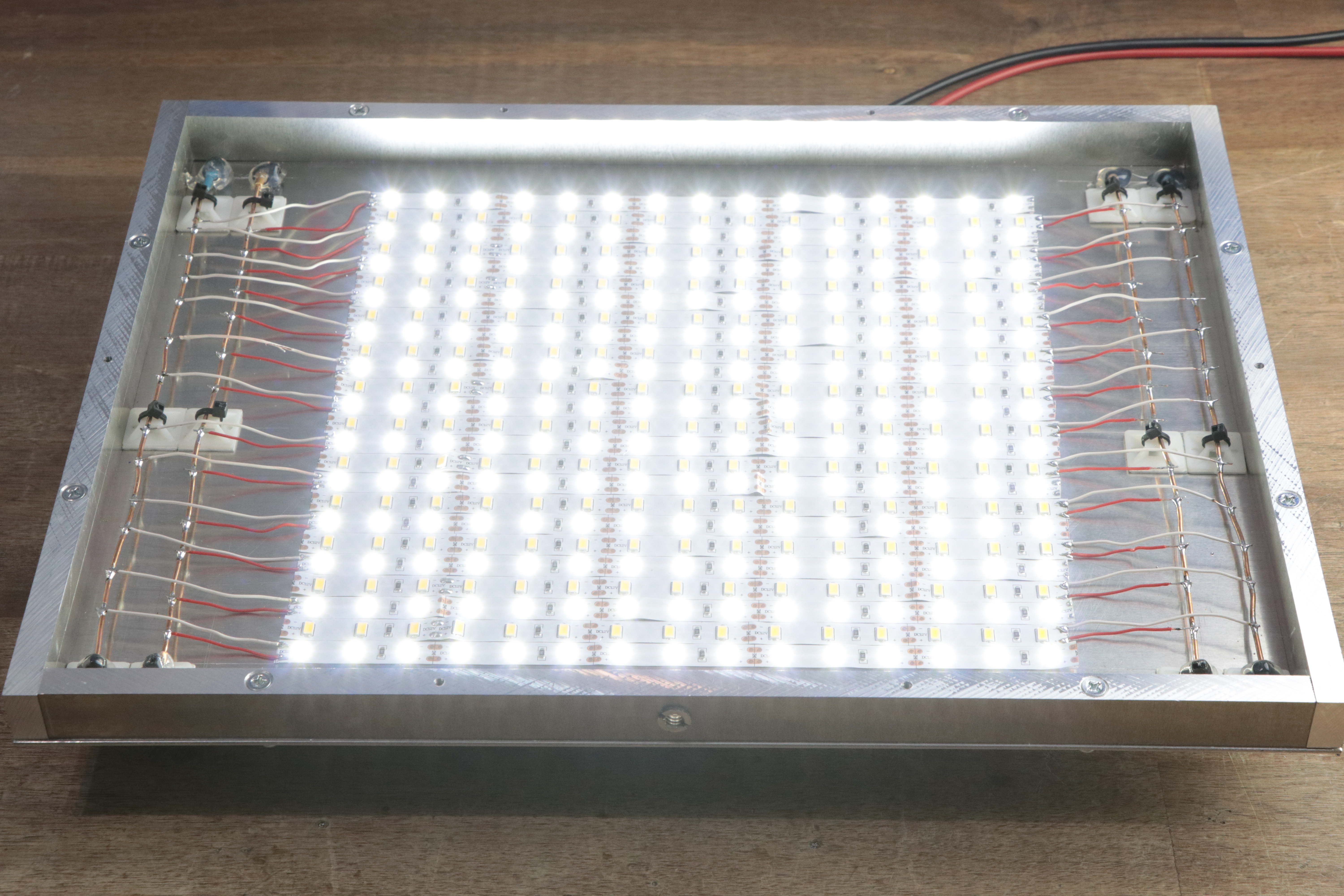 DIY Portable LED Panel : 6 Steps (with Pictures) - Instructables