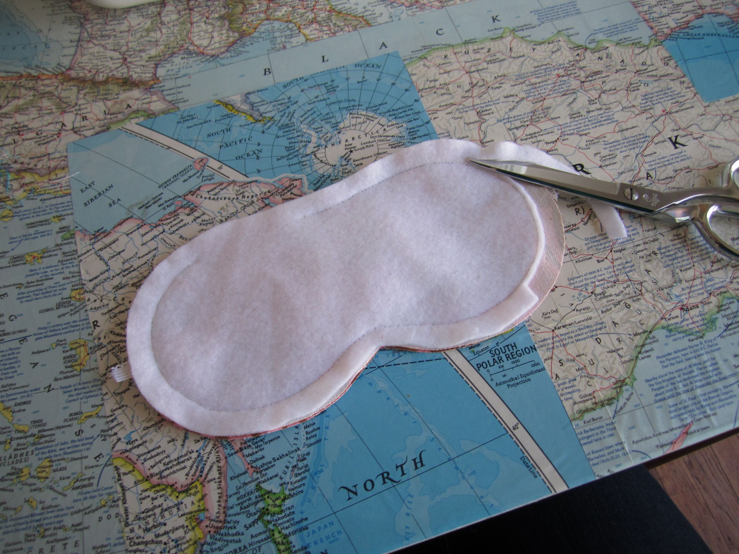 Eye Mask + Pattern : 6 Steps (with Pictures) - Instructables