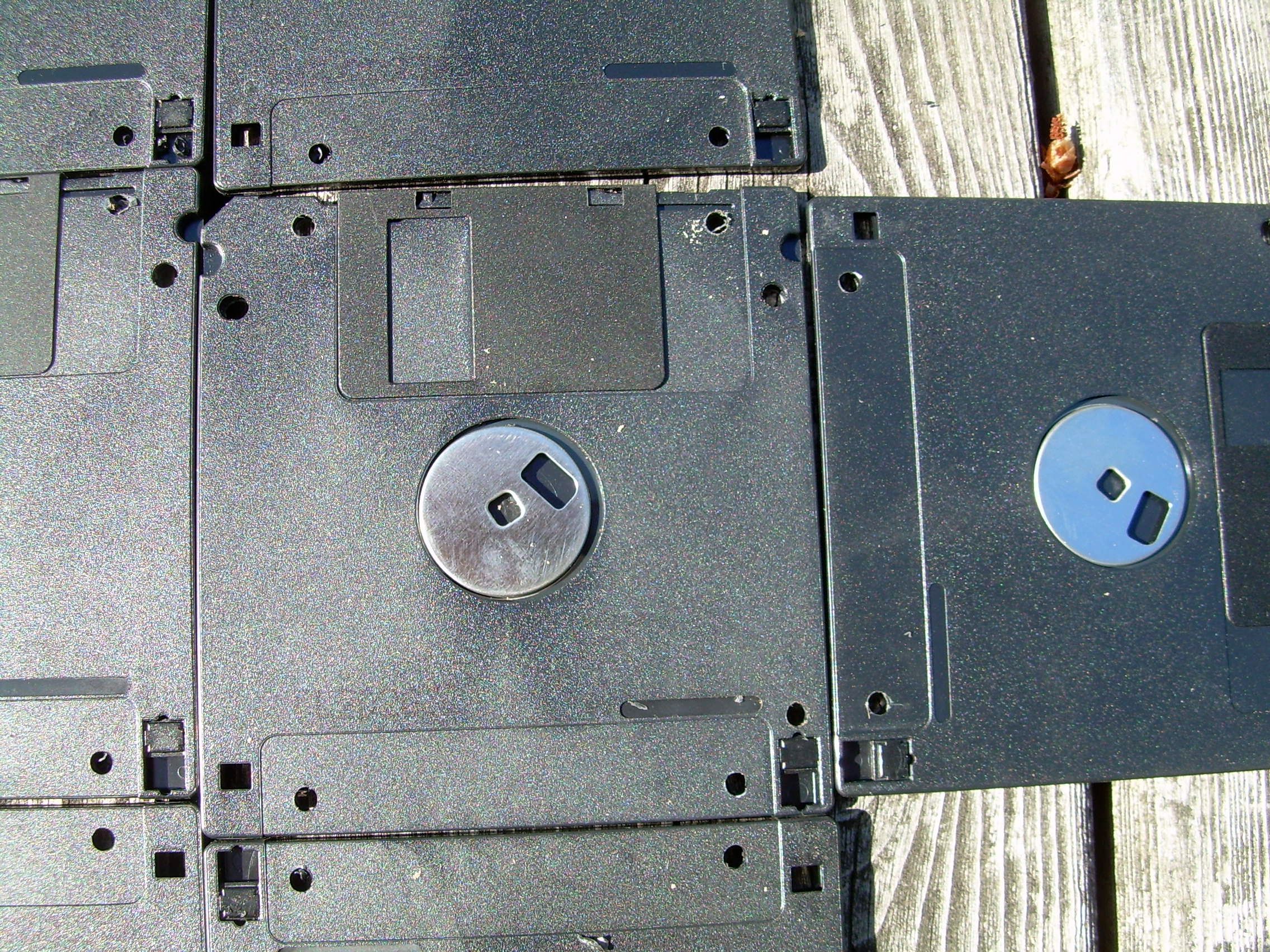 Floppy Disk Bag: Install Disk 2 : 21 Steps (with Pictures) - Instructables