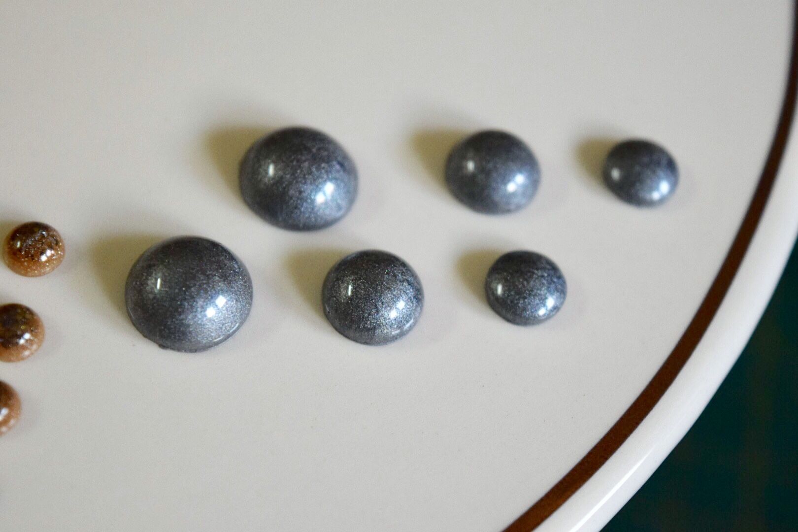 Casting Resin Cabochons, Keepsakes and Cremation Jewelry : 5 Steps ...