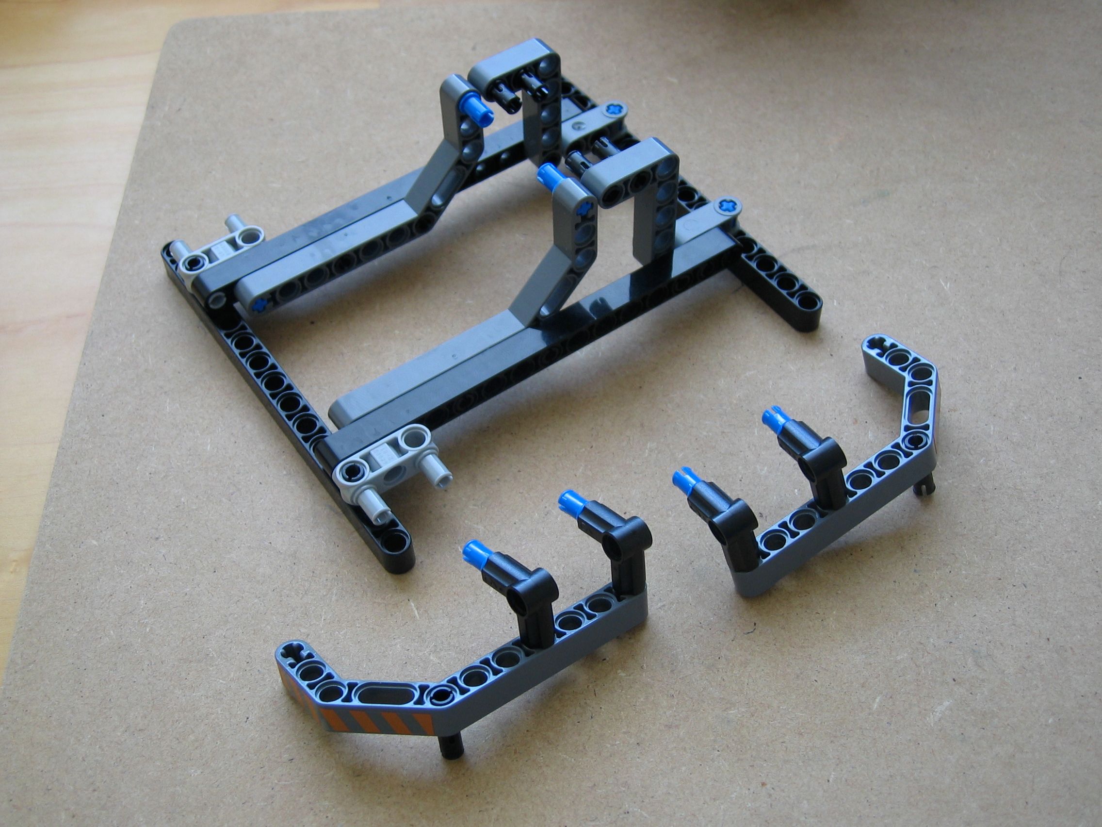 How to Build a Simple Robotic Arm From Lego Mindstorms NXT? : 9 Steps ...