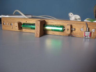 An Aesthetically Pleasing Wireless Wii Sensor Bar : 9 Steps - Instructables