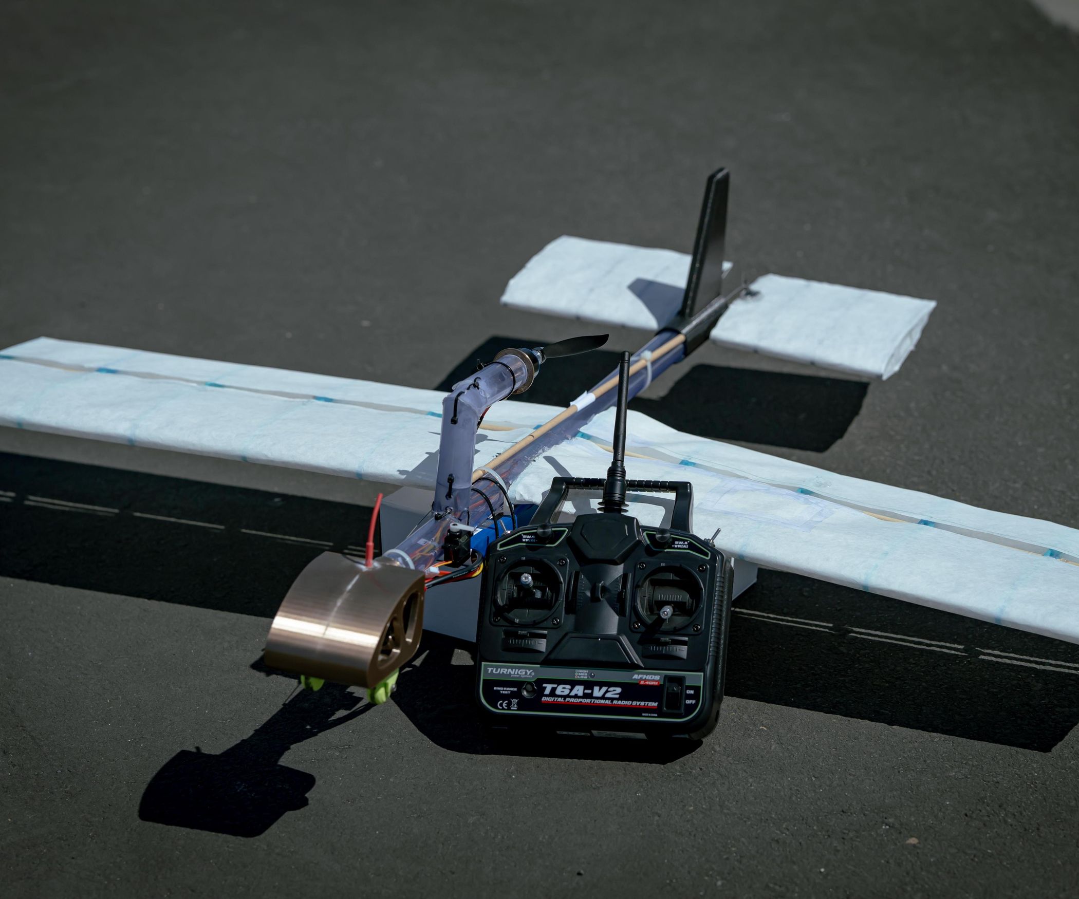 Grounded RC Aircraft Model : 6 Steps (with Pictures) - Instructables