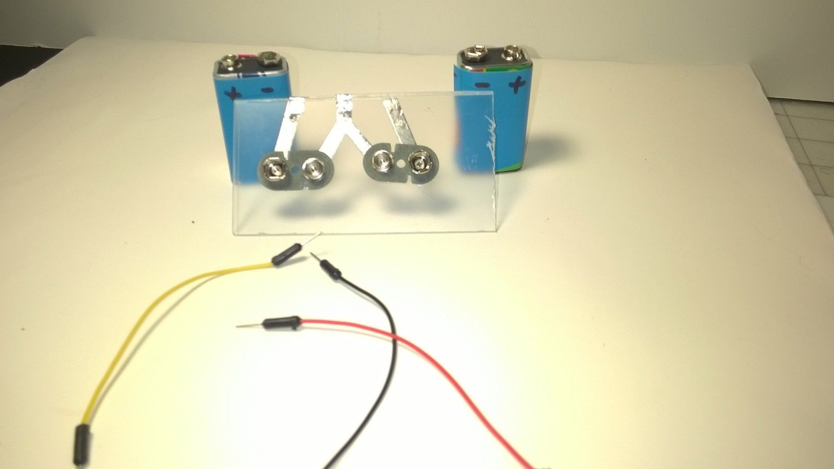 Dual Voltage Supply (9V Batteries) : 4 Steps - Instructables