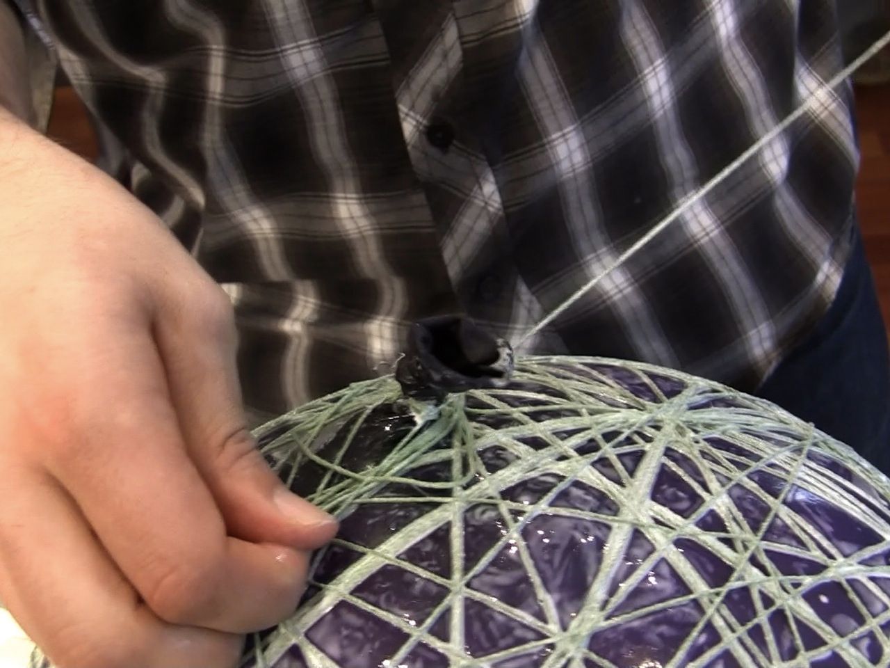 String Pendant Lamp : 9 Steps (with Pictures) - Instructables