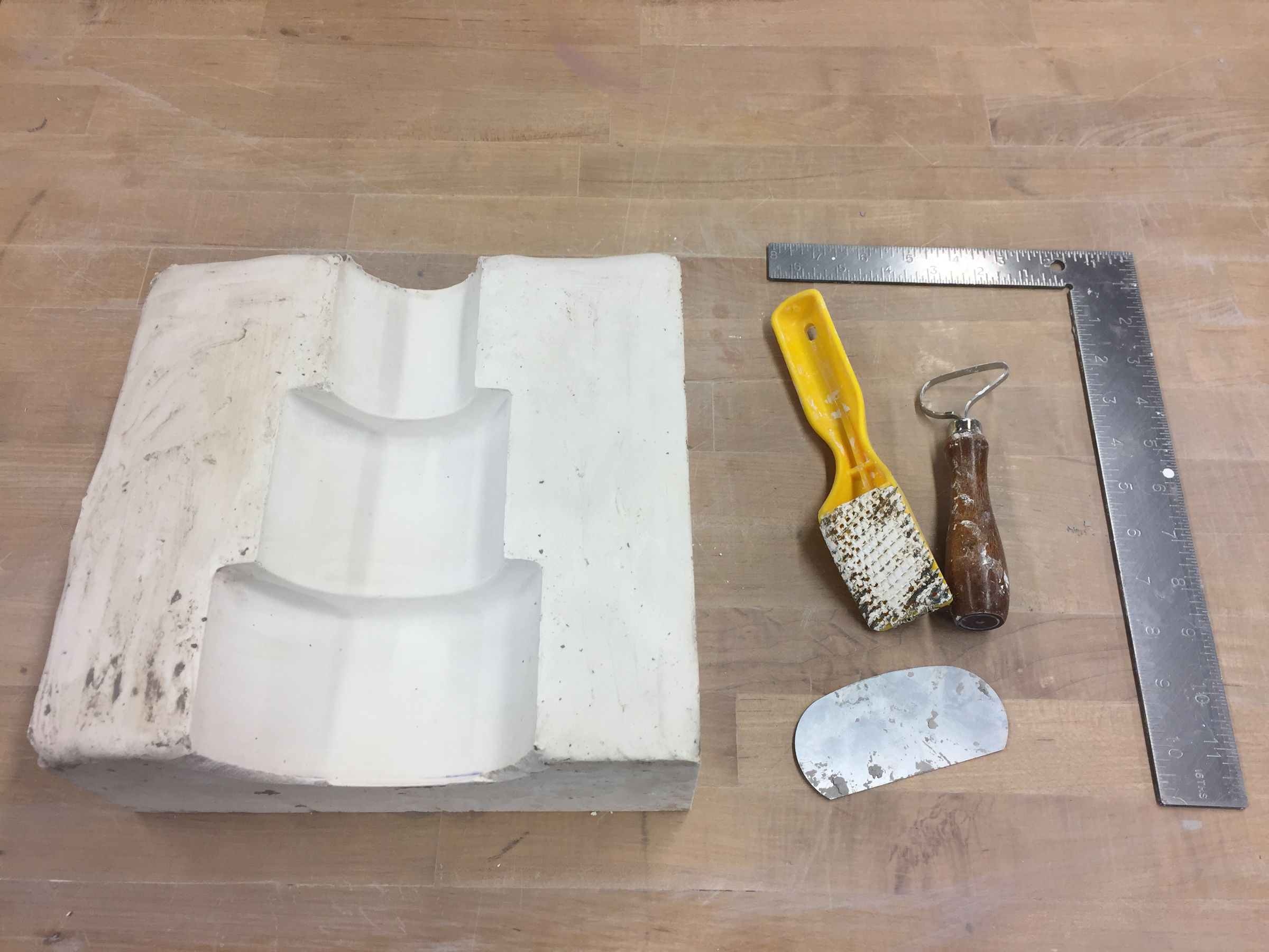 Plaster Molds for Slipcasting : 7 Steps (with Pictures) - Instructables