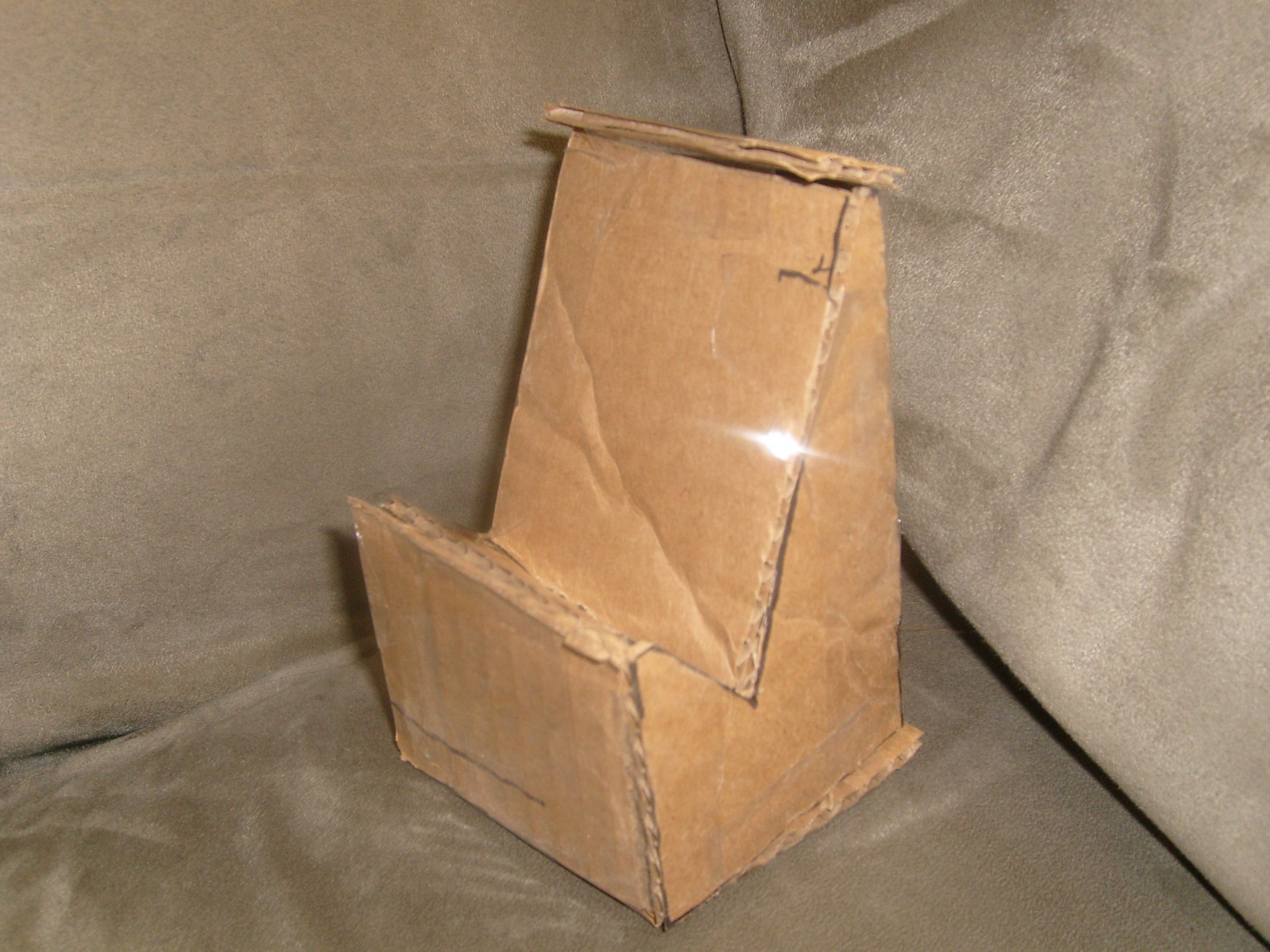 Cardboard Cellphone Dock : 5 Steps - Instructables