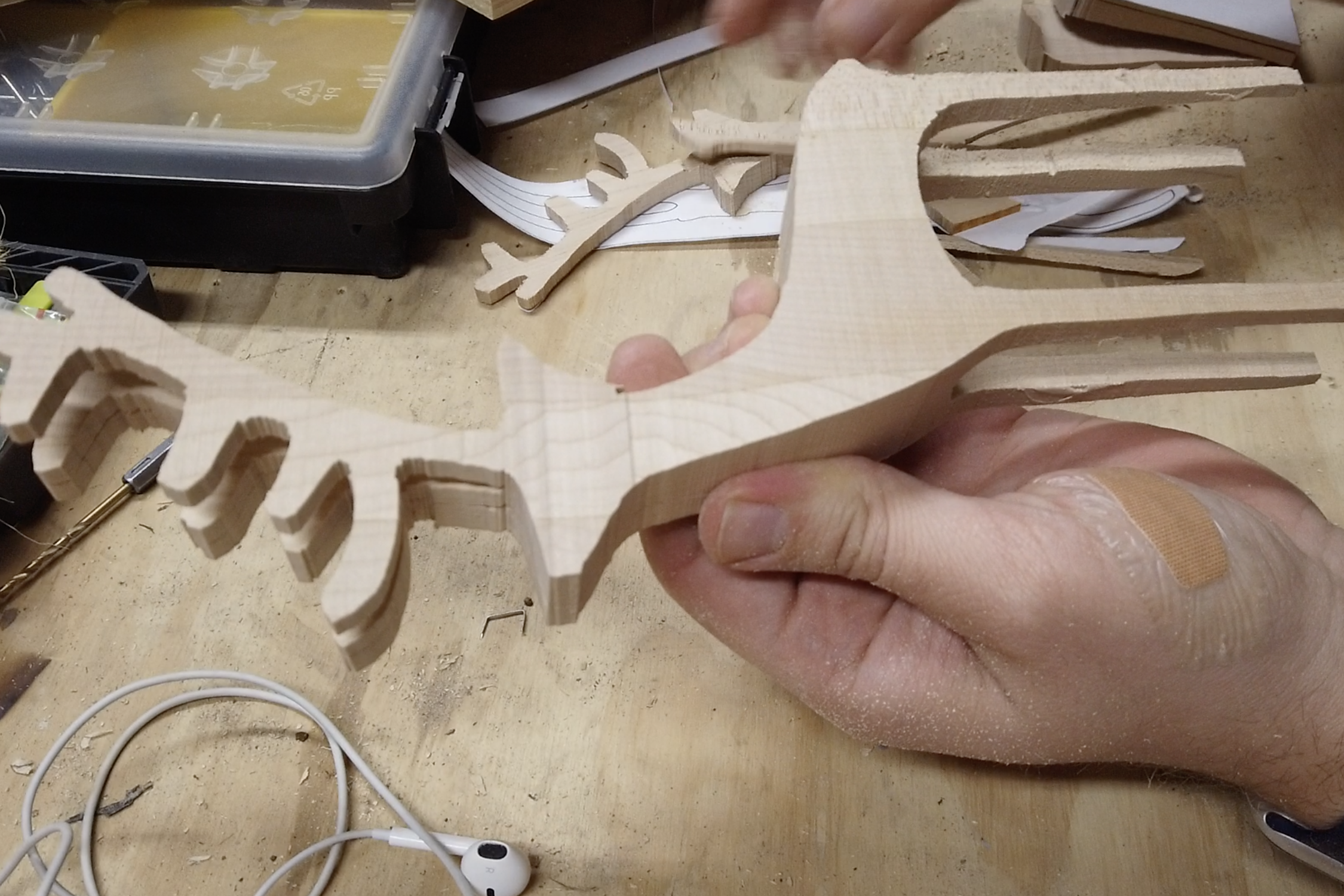 A Modern Bandsaw Reindeer : 8 Steps (with Pictures) - Instructables