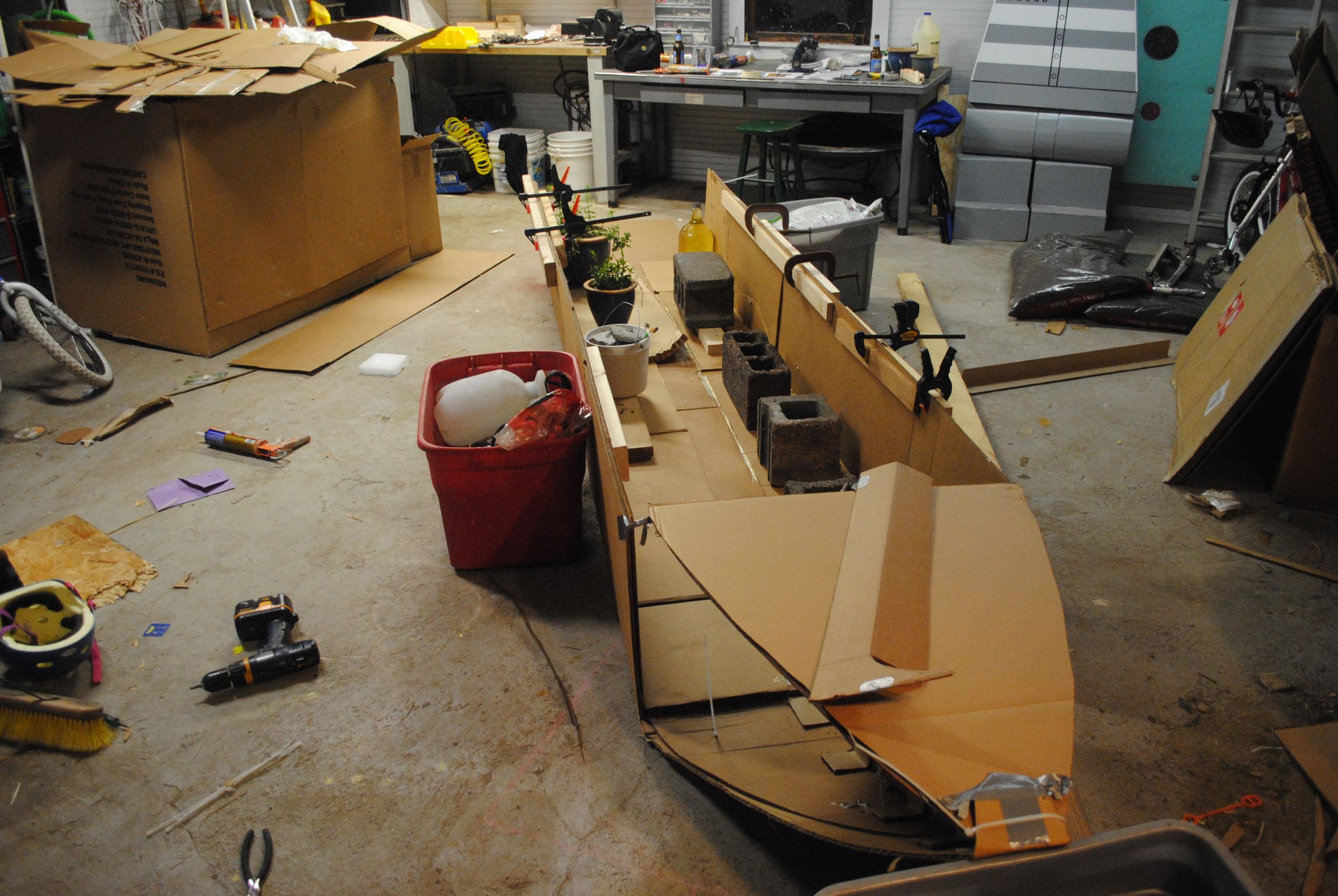 Make a Cardboard Dragon Boat! : 7 Steps (with Pictures) - Instructables