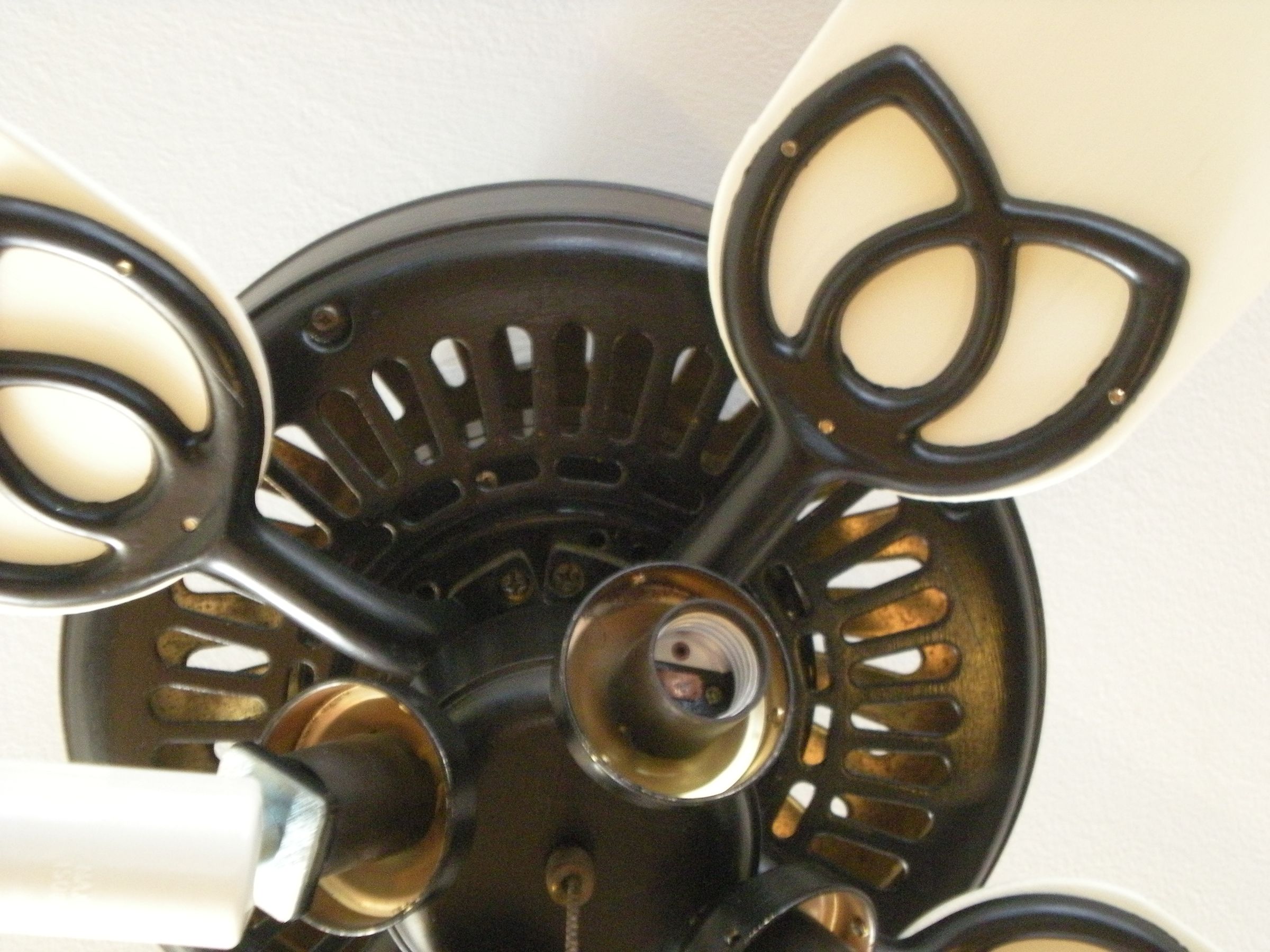 Upgrade Your Old Ceiling Fan : 8 Steps - Instructables