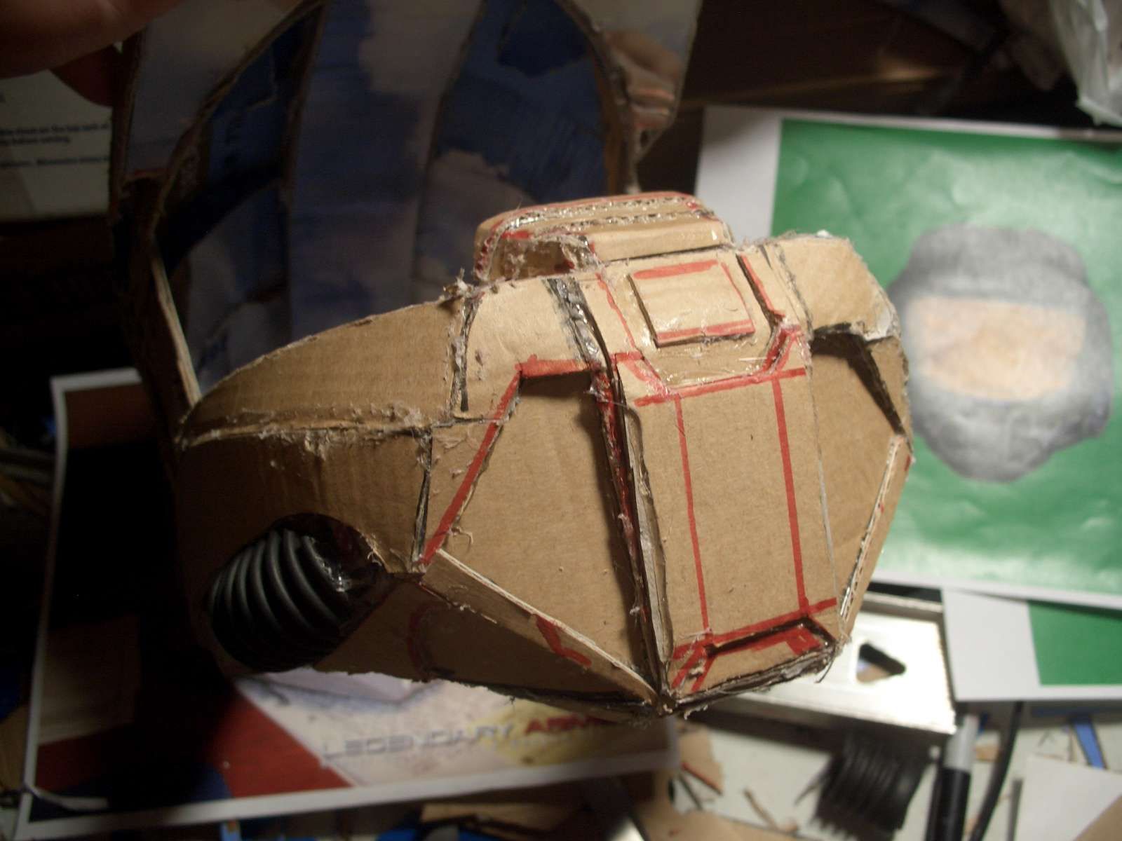 Cardboard/Fiberglass Halo 3 Inspired Master Chief Costume : 15 Steps ...