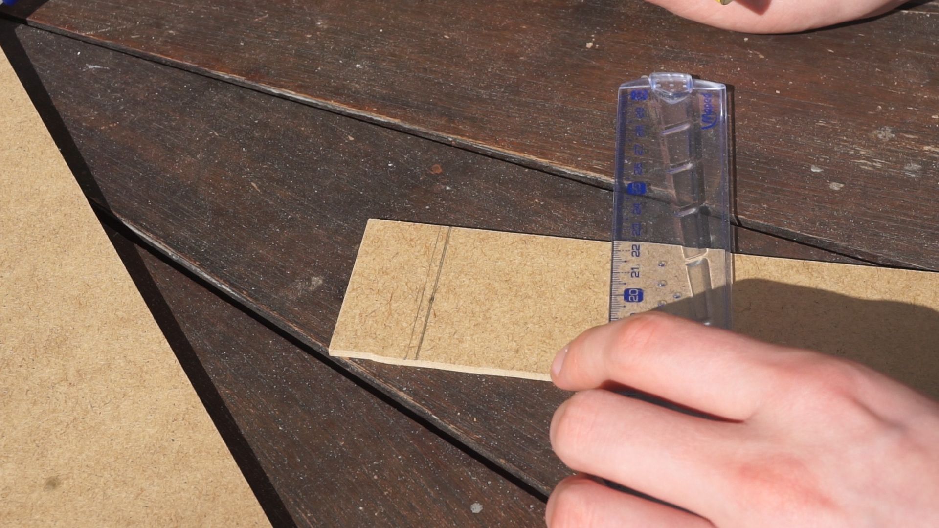 The Sleeper Electronic Components Organizer Desk : 10 Steps (with ...
