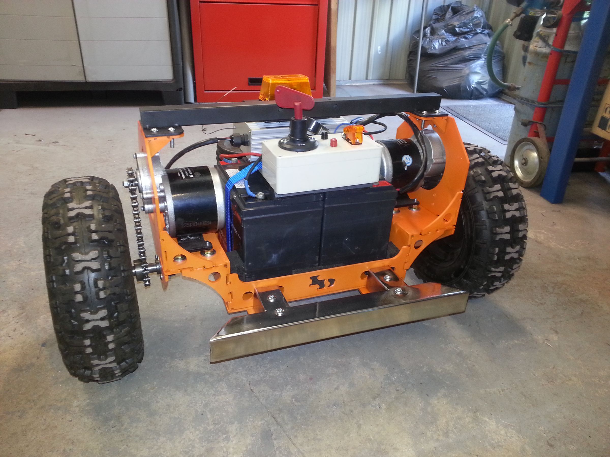 RC Robot Tractor - Instructables