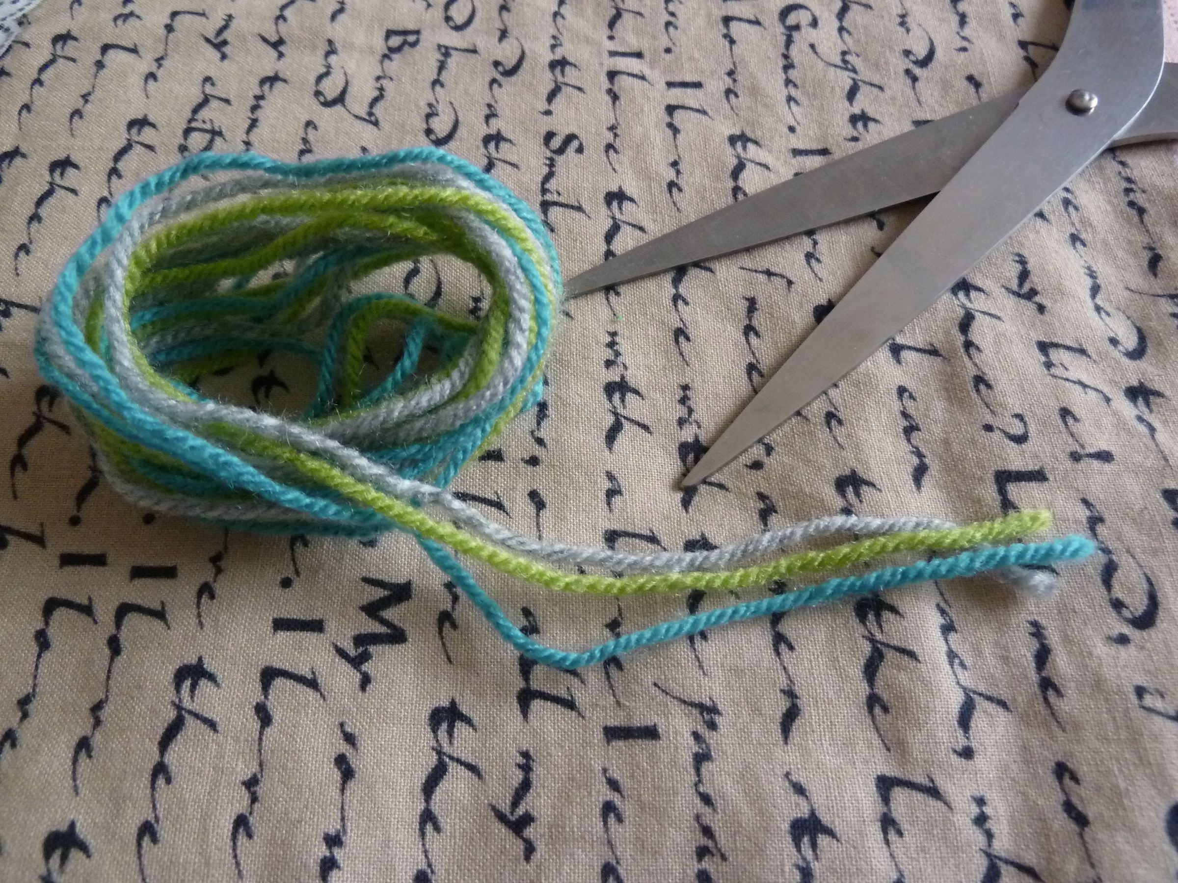 Scoubidou Bracelet : 6 Steps (with Pictures) - Instructables