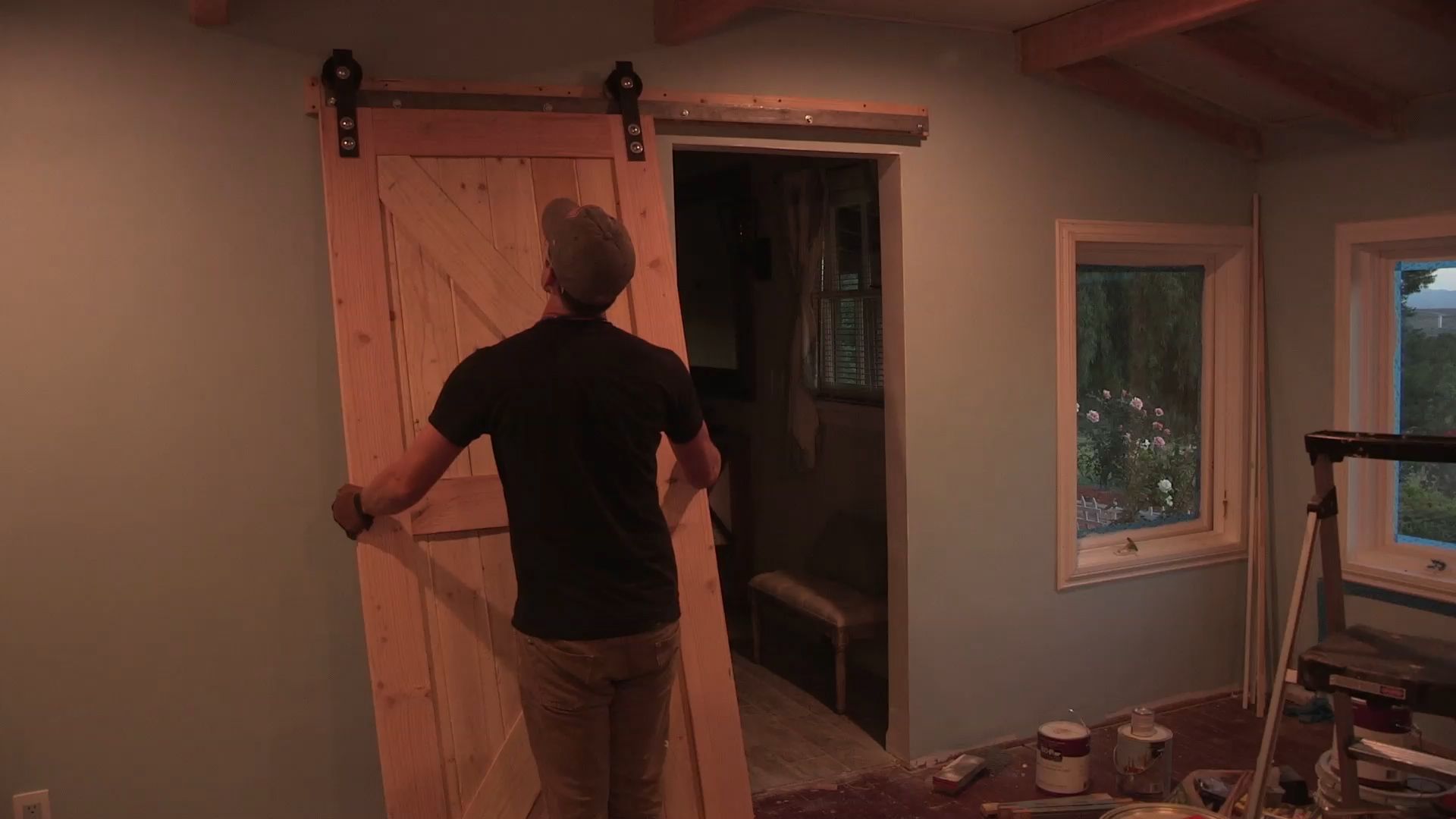 DIY Sliding Barn Door : 6 Steps (with Pictures) - Instructables