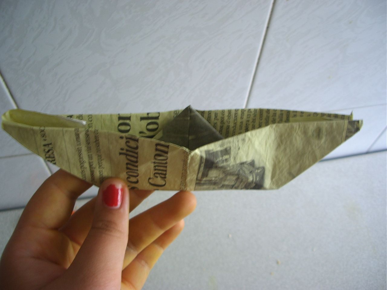 How to Do an Waterproof Paper Boat. : 9 Steps - Instructables
