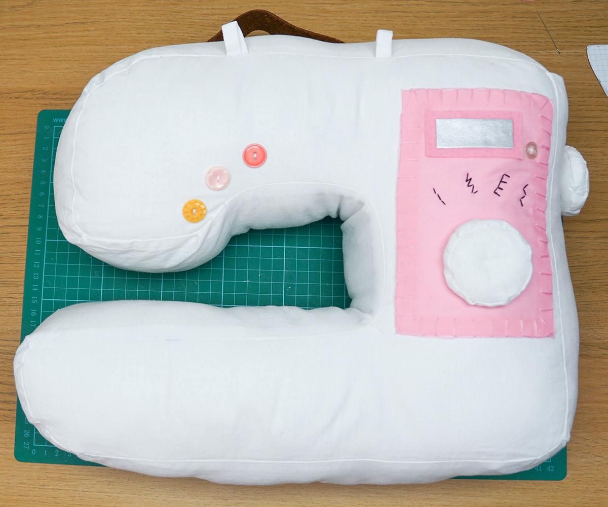 DIY Fabric Sewing Machine! | Fun Stuffed Toy Sewing Project : 16 Steps ...
