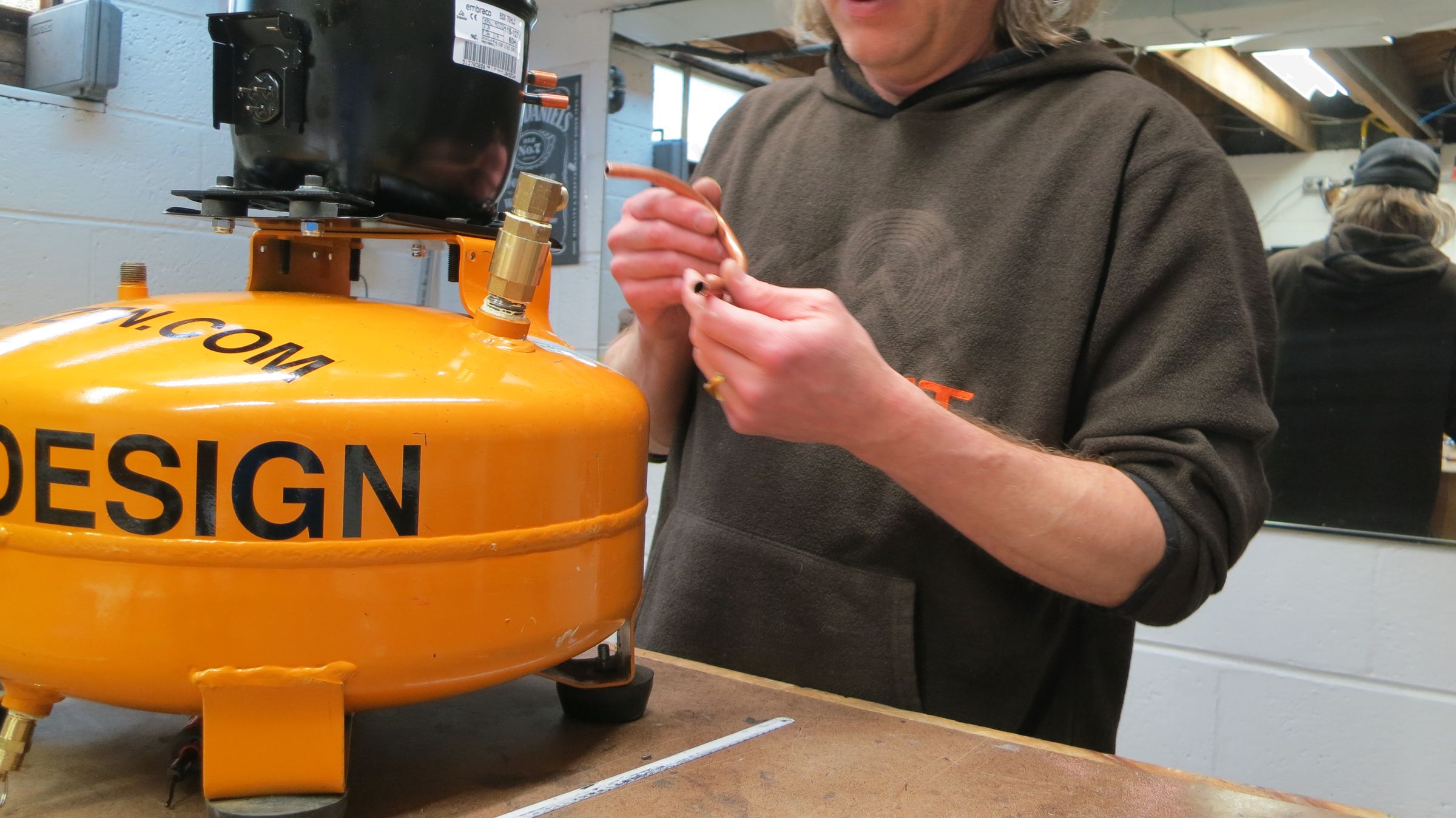 D.I.Y Ultra Quiet Shop Compressor From a Refrigerator Motor (compressor ...