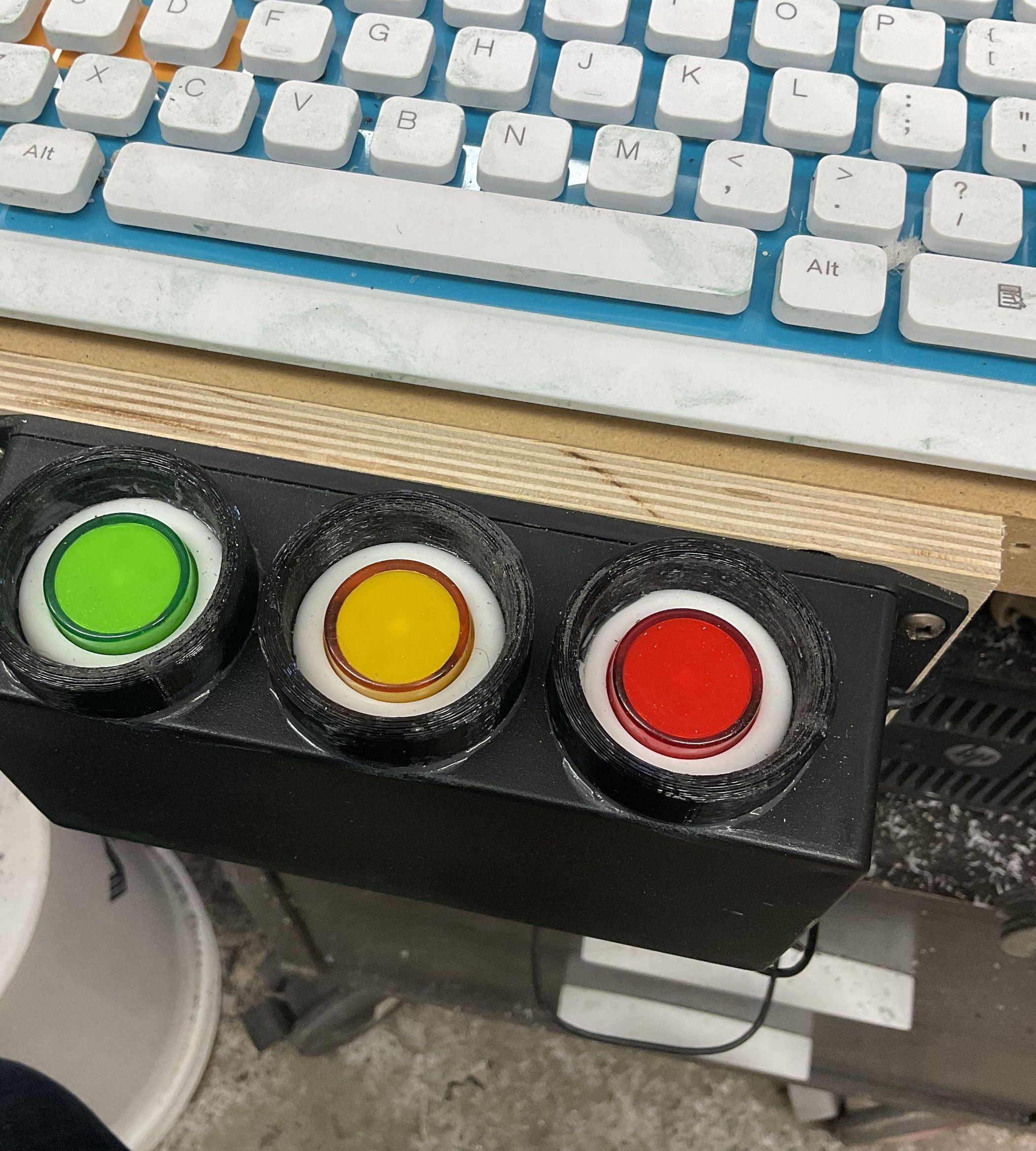 Start/Pause/Stop Buttons for Mach3 CNC : 4 Steps - Instructables