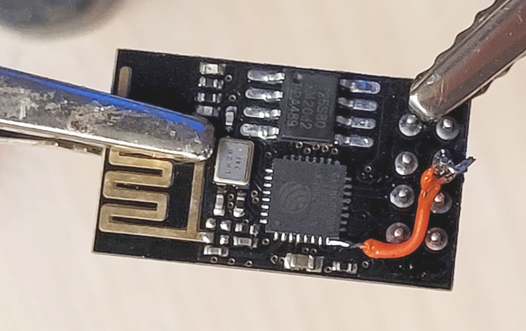 Enable DeepSleep on an ESP8266-01 : 8 Steps - Instructables