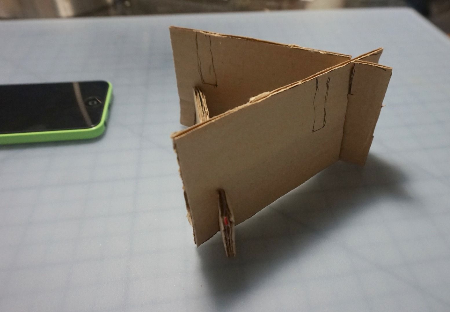 Quick and Cheap IPhone Stand for Stop Motion : 5 Steps - Instructables