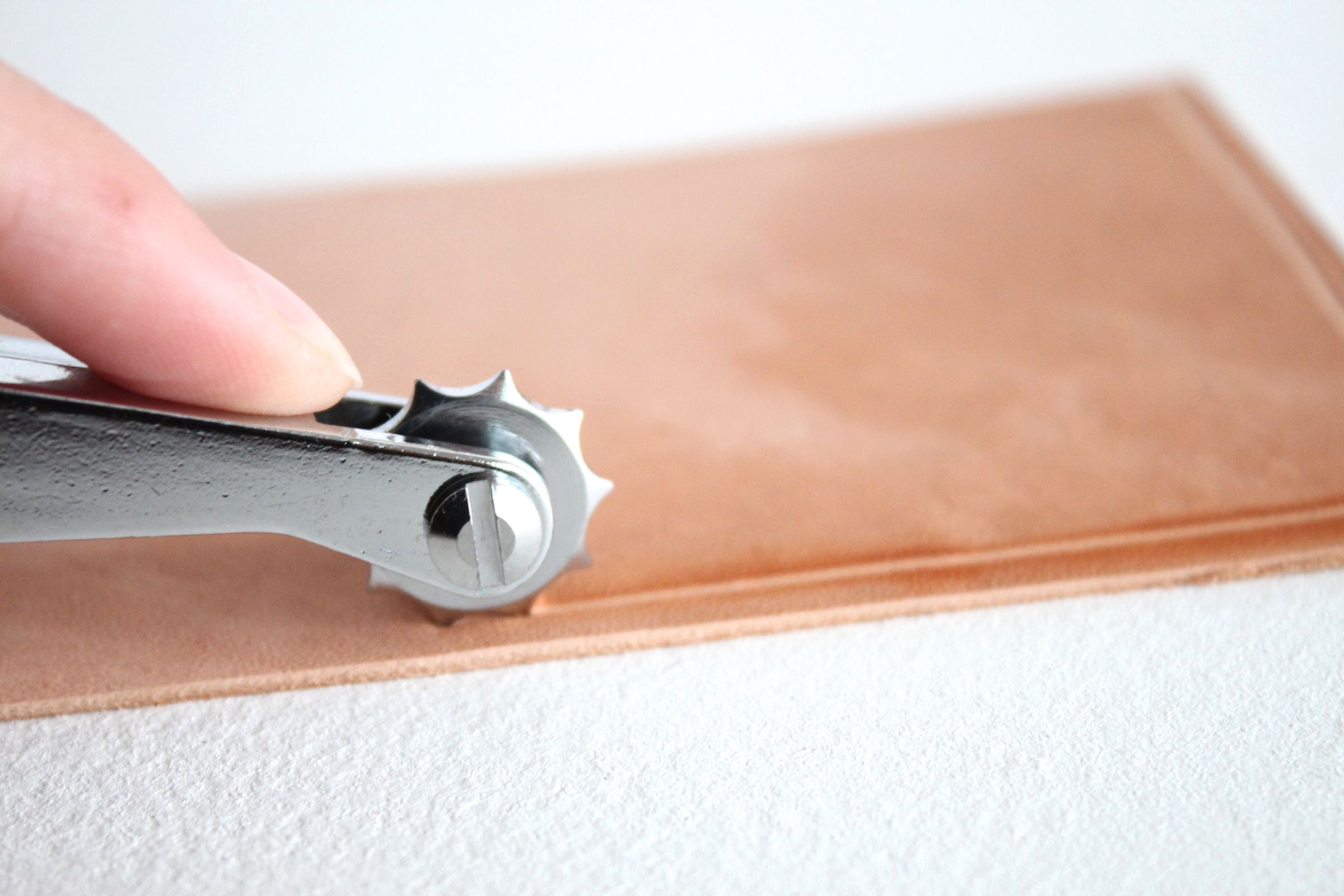 How to Prepare Leather for Sewing : 6 Steps (with Pictures) - Instructables