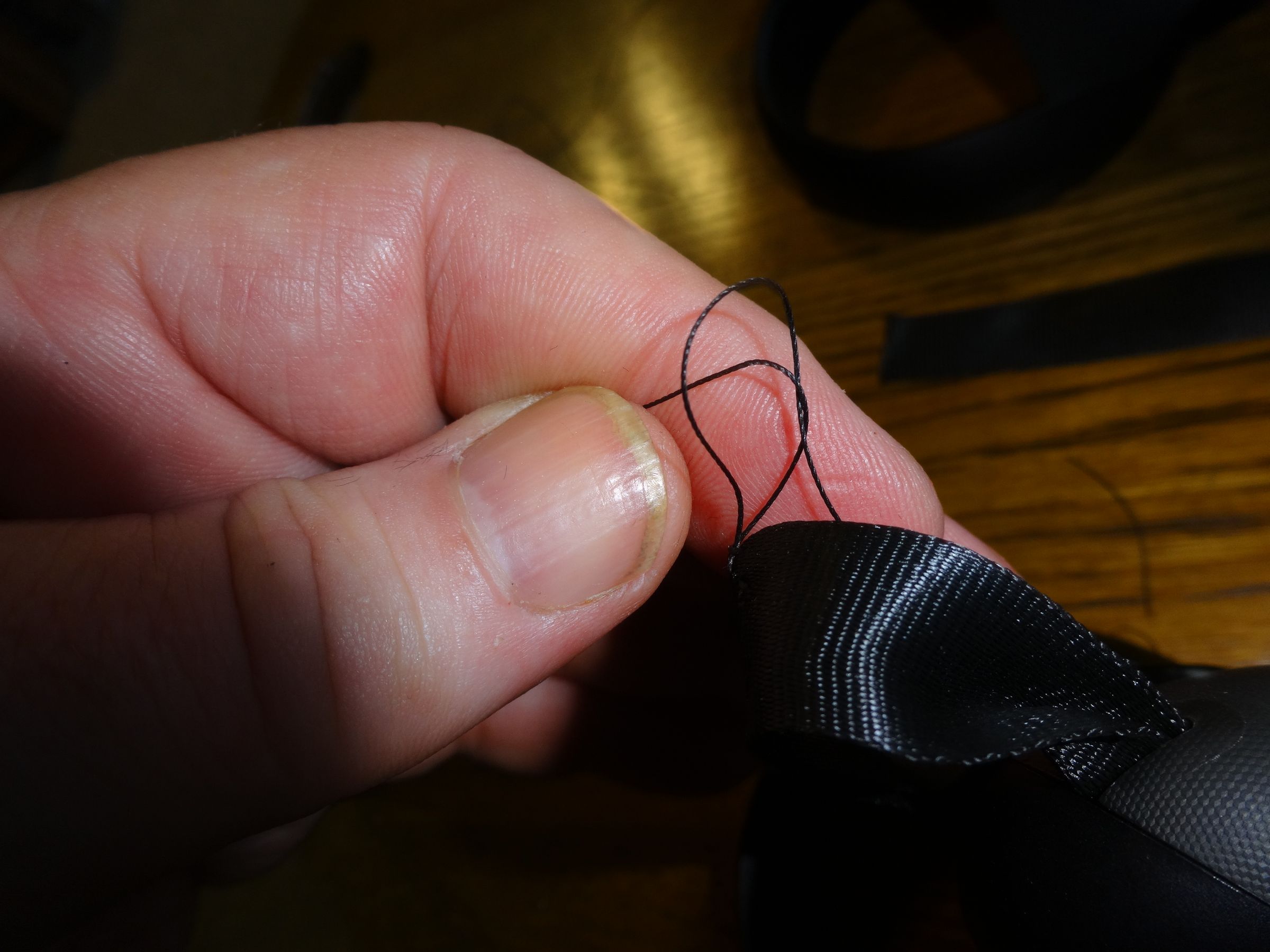 Oculus Controller Custom Strap Grip : 6 Steps - Instructables