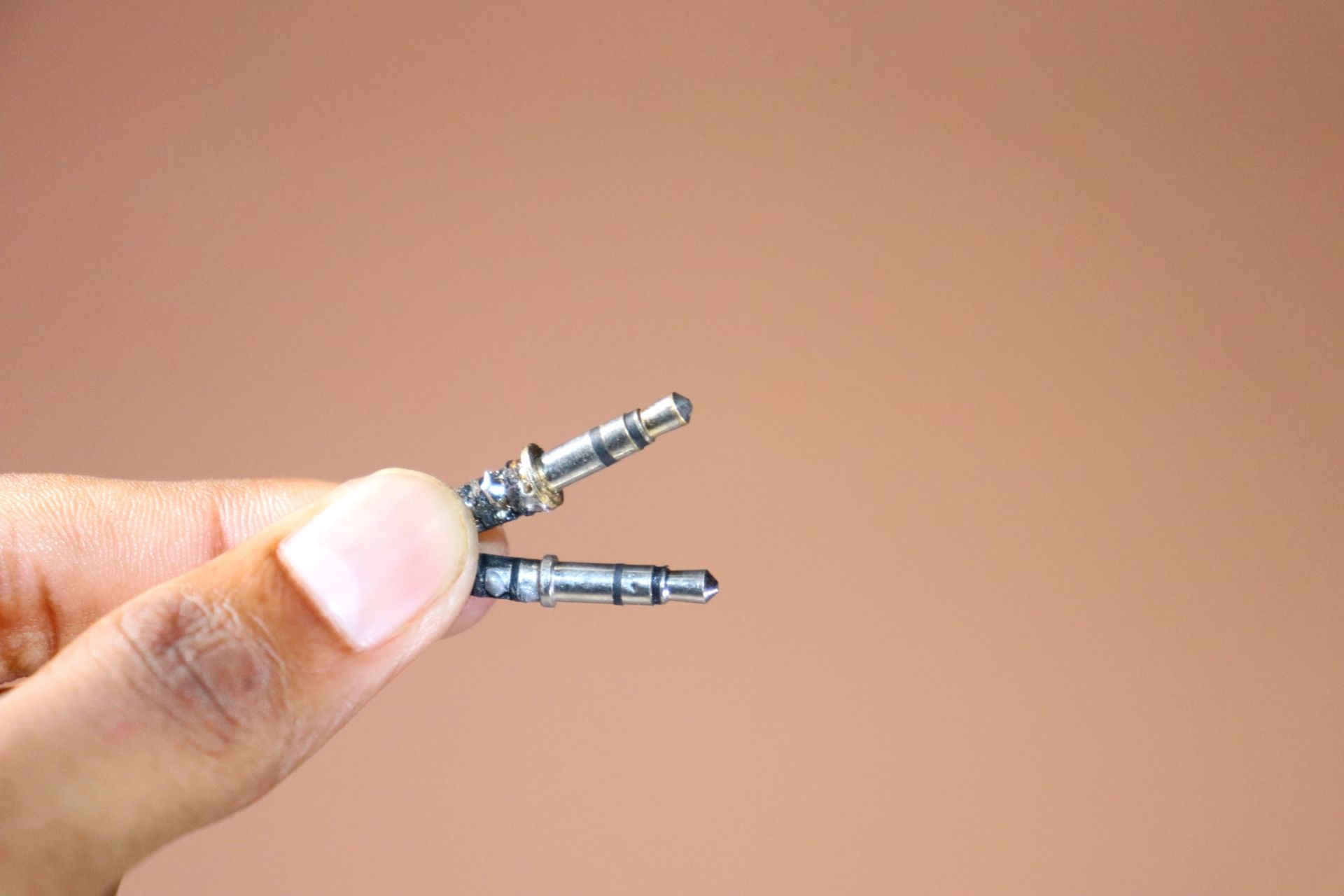 How to Make Aux Cable at Home : 7 Steps - Instructables