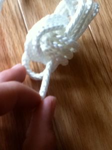 How to Tie a Monkeys Fist Knot in Less Than 5 Minutes - Instructables
