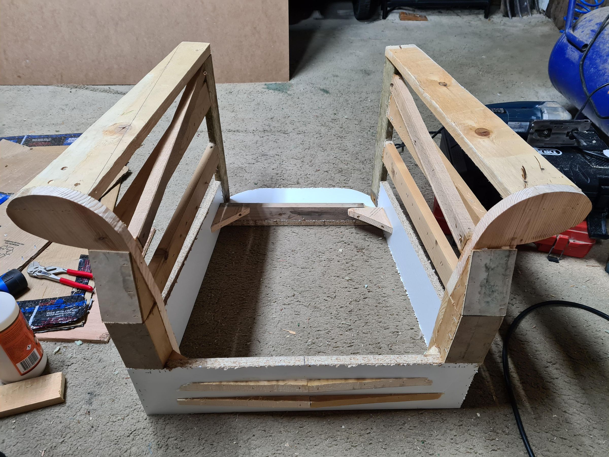 Wingback Armchair Full Build and Upholstery : 21 Steps (with Pictures ...