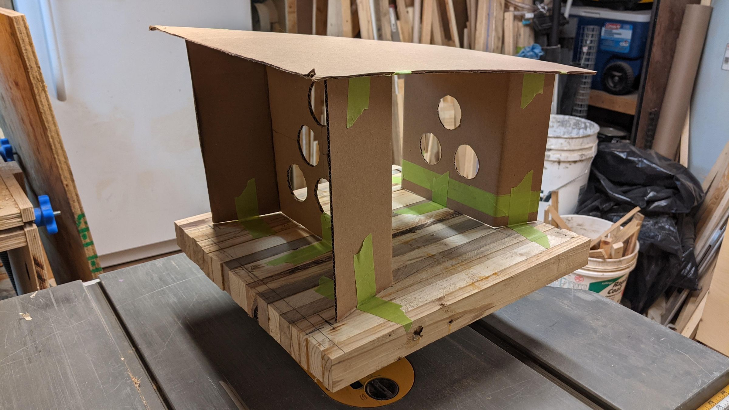 Pallet Wood Bird Feeder : 6 Steps (with Pictures) - Instructables