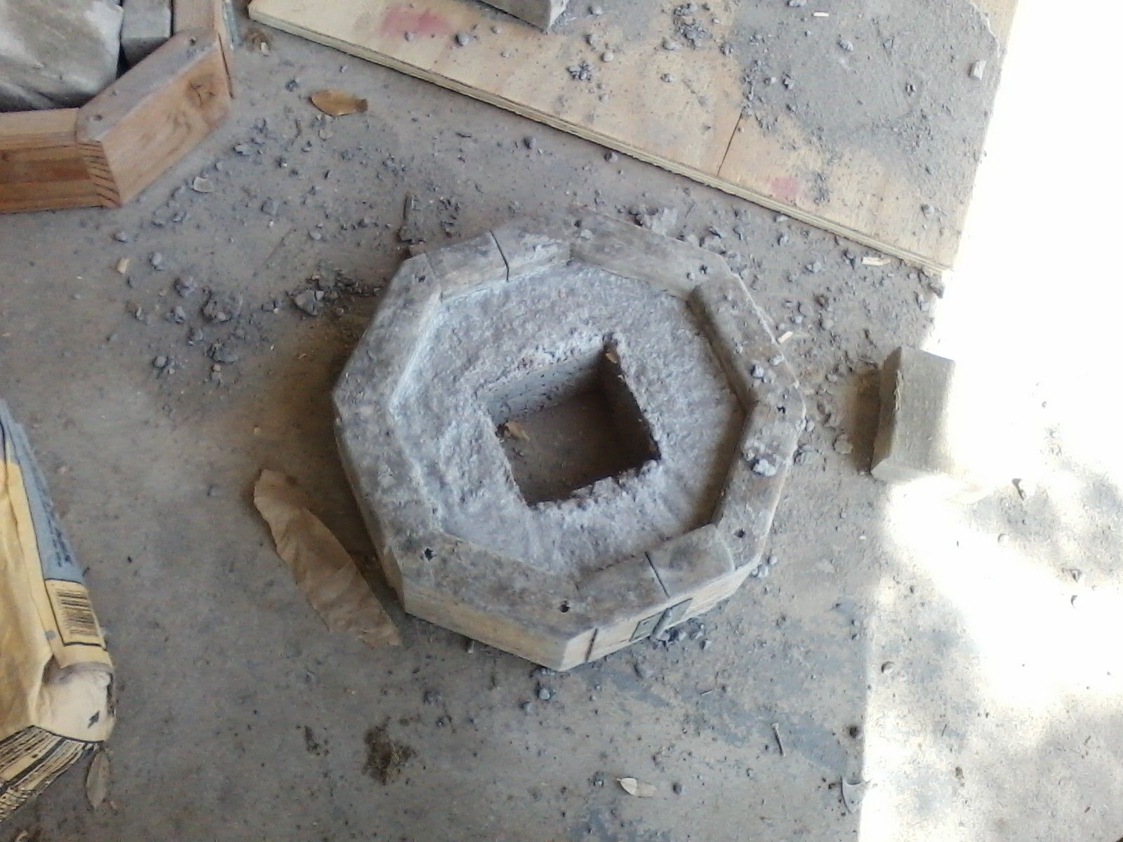 Concrete Octagonal Driveway Pavers : 8 Steps (with Pictures ...