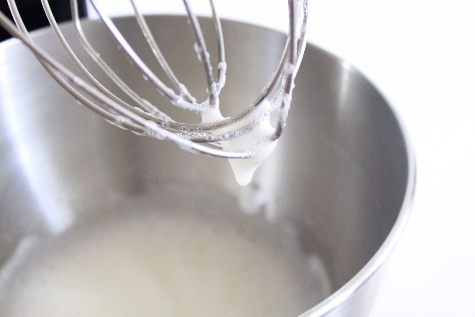 How to Whip Egg Whites : 10 Steps (with Pictures) - Instructables