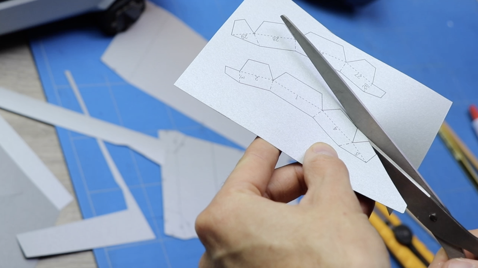 Tesla Cybertruck DIY Made of Paper! :) : 9 Steps (with Pictures ...