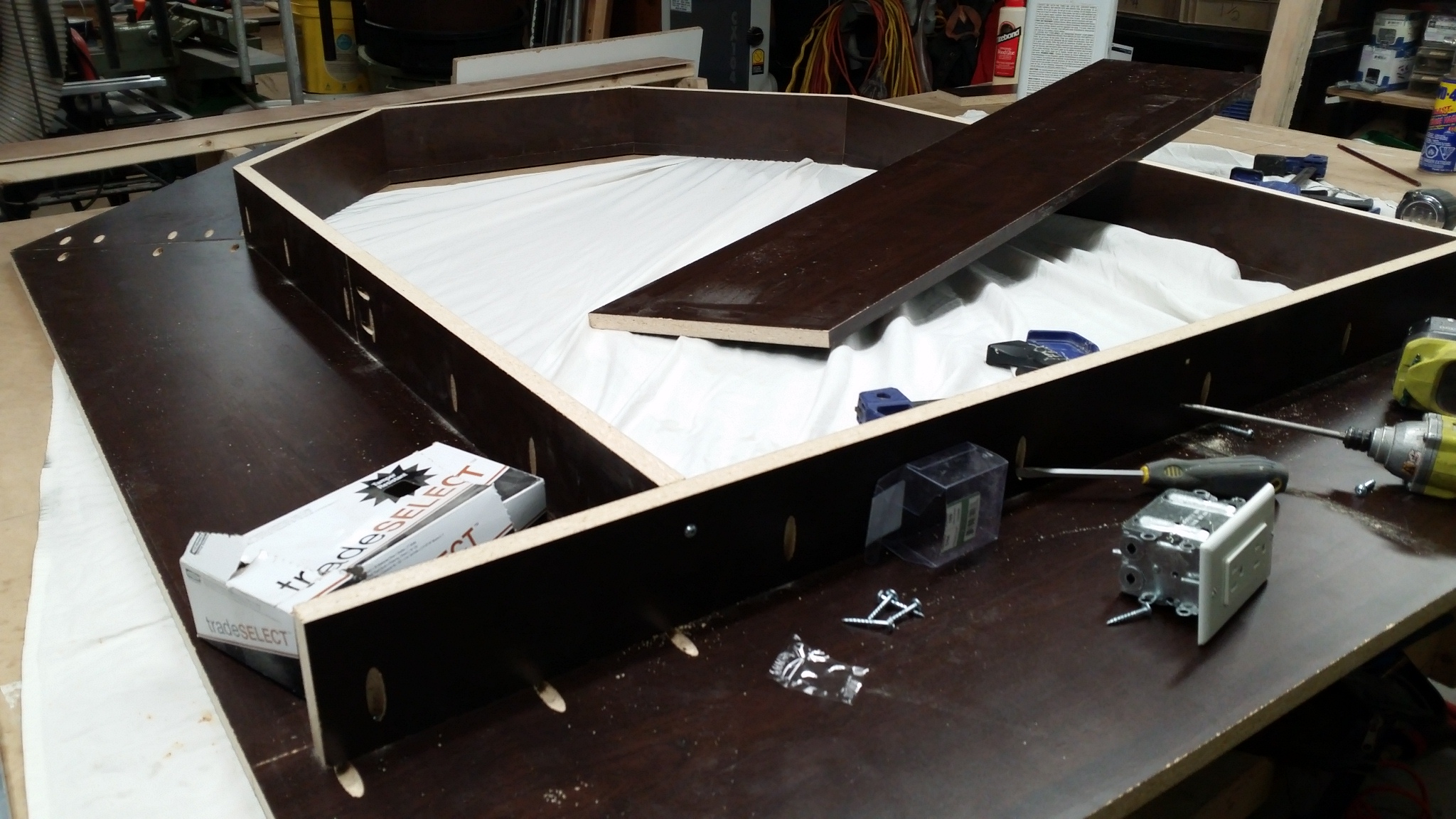 Game Table : 6 Steps - Instructables